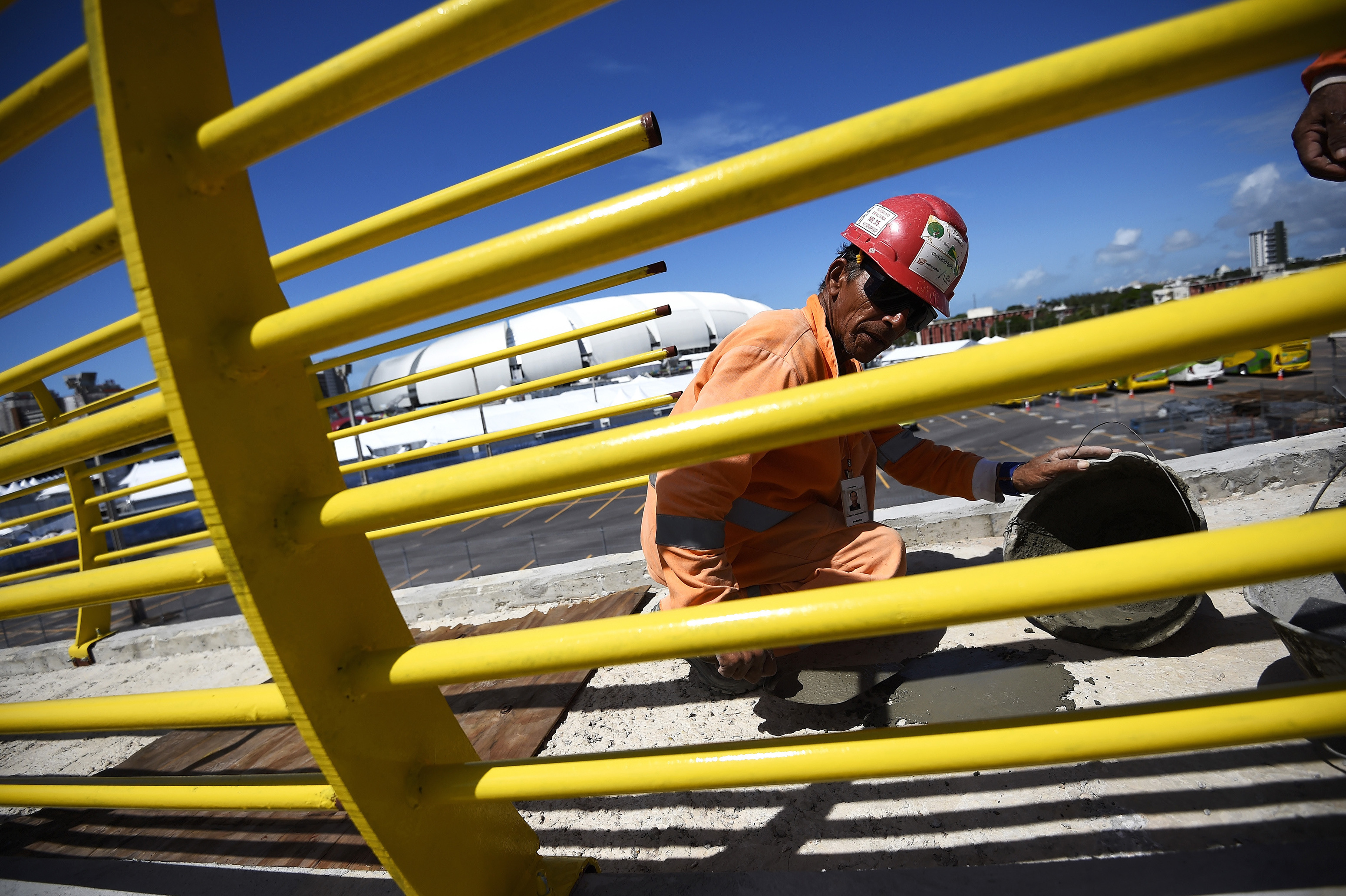 Heavy lift required to solve cement's carbon conundrum | Reuters