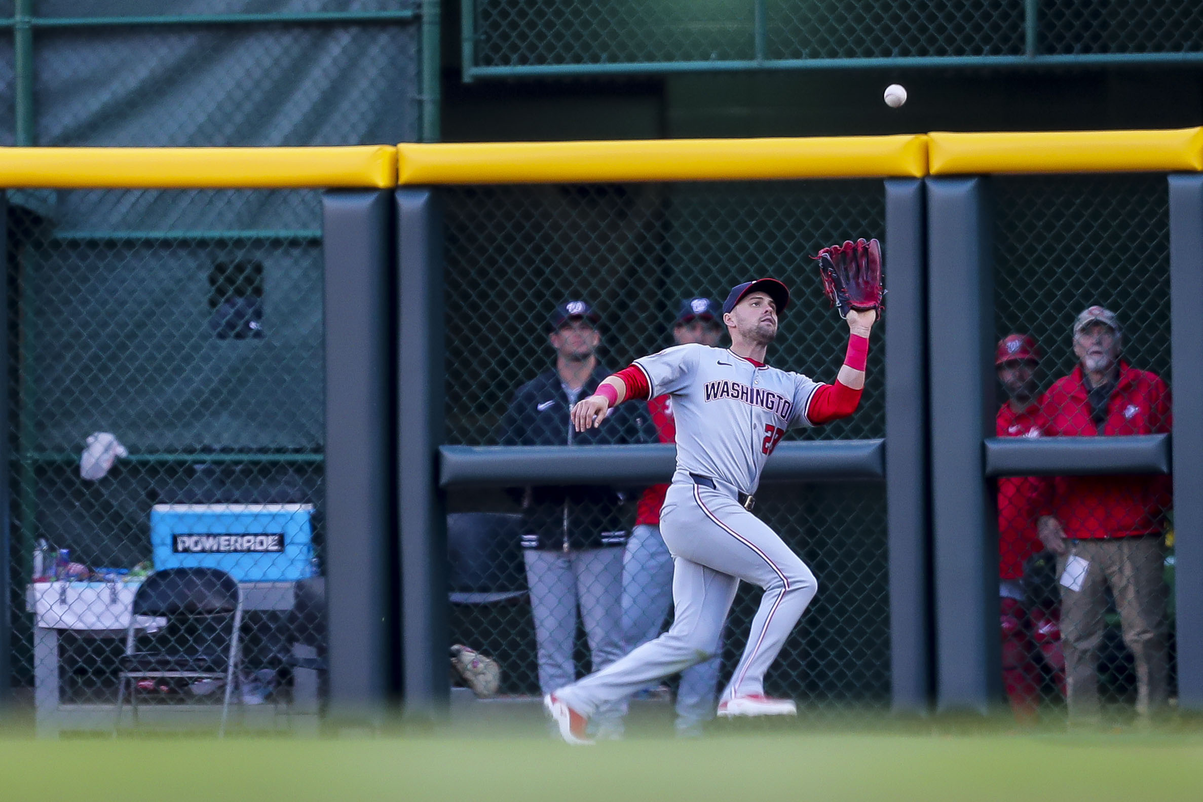 Nick Martini belts 2 HRs as Reds top Nationals | Reuters