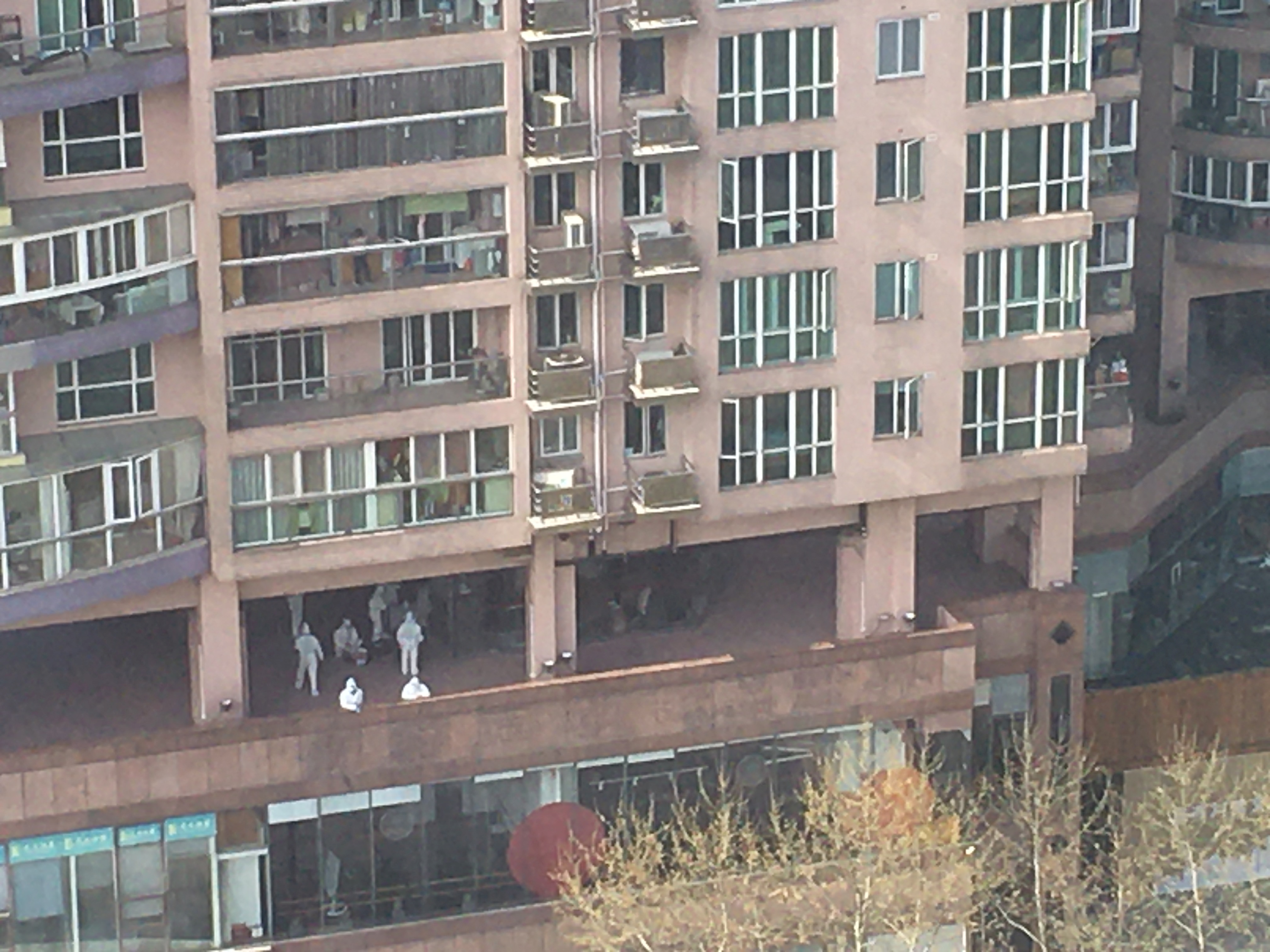 Shanghai expands COVID lockdown as new daily cases surge by a third ...