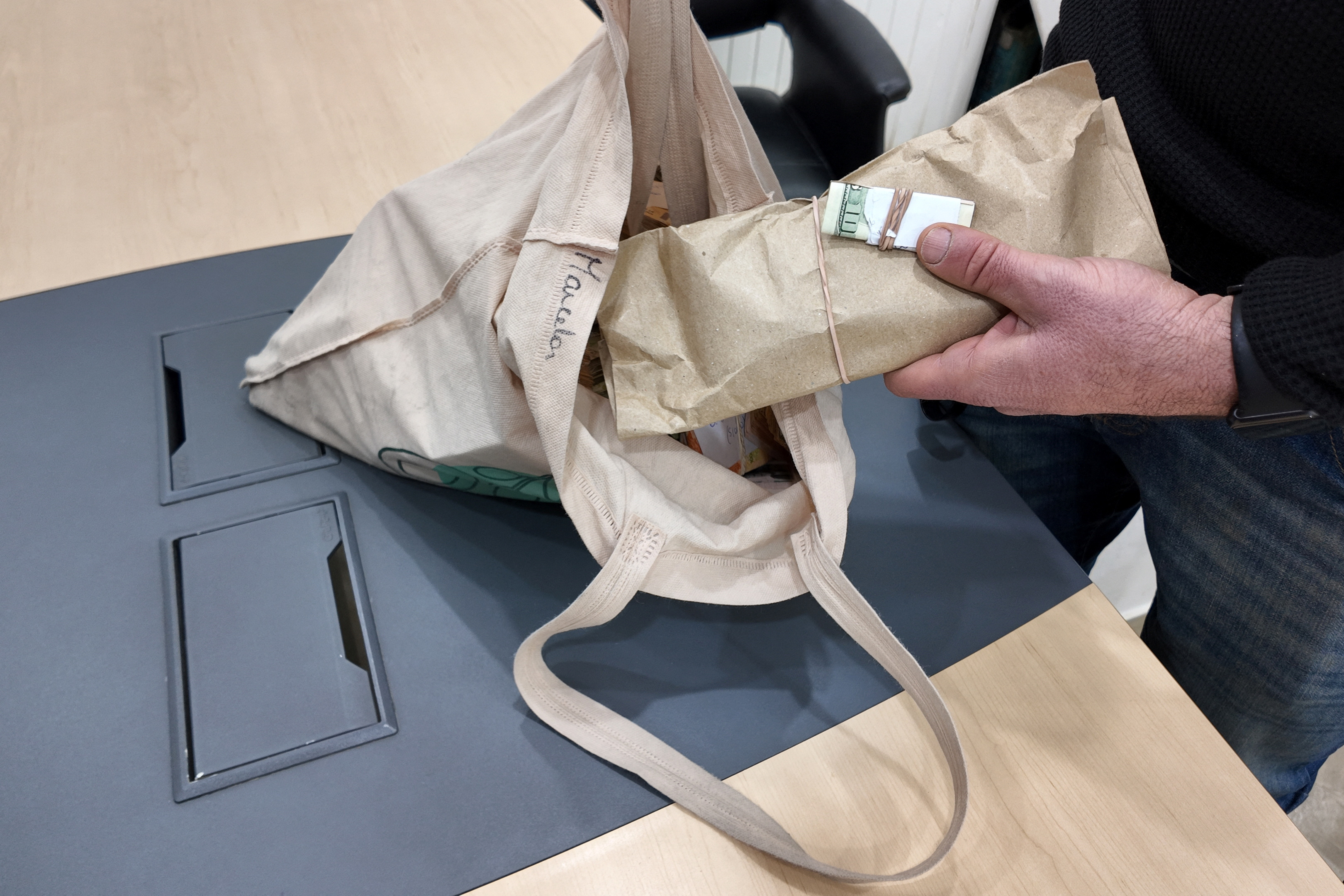 With buyers wary, Argentina's zombie mortgage market has a long road to revival | Reuters