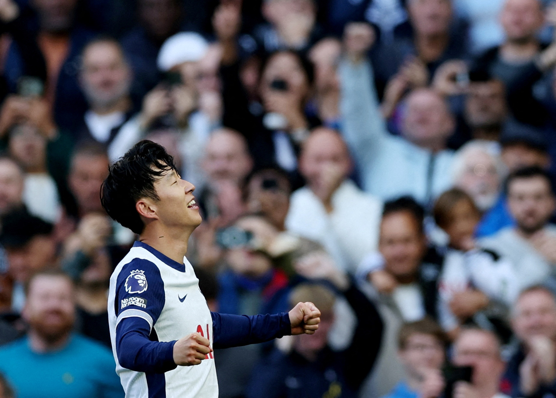 Son to miss Tottenham's home clash with AZ Alkmaar | Reuters