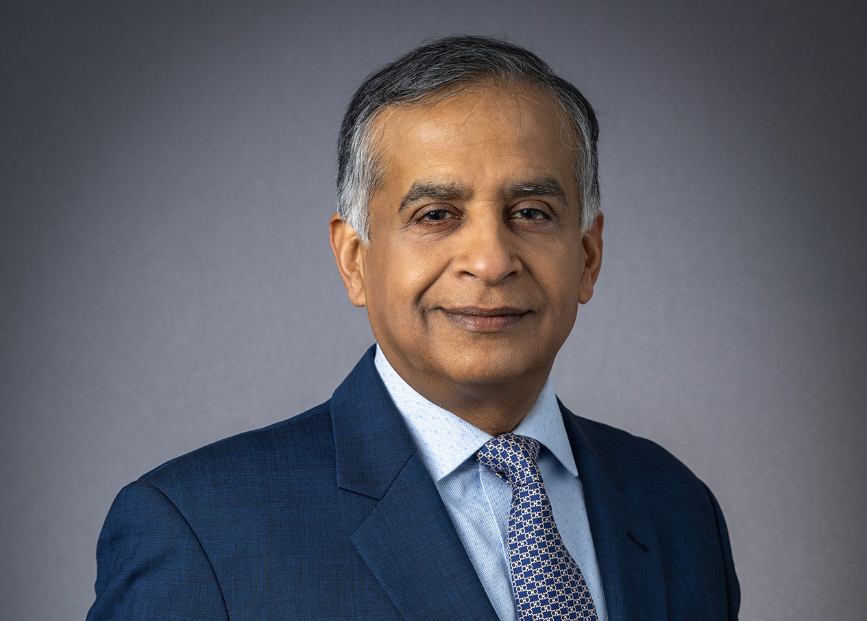 48 HOURS: Sunrise to sunset in Mumbai with Suresh Muthuswami of TCS ...