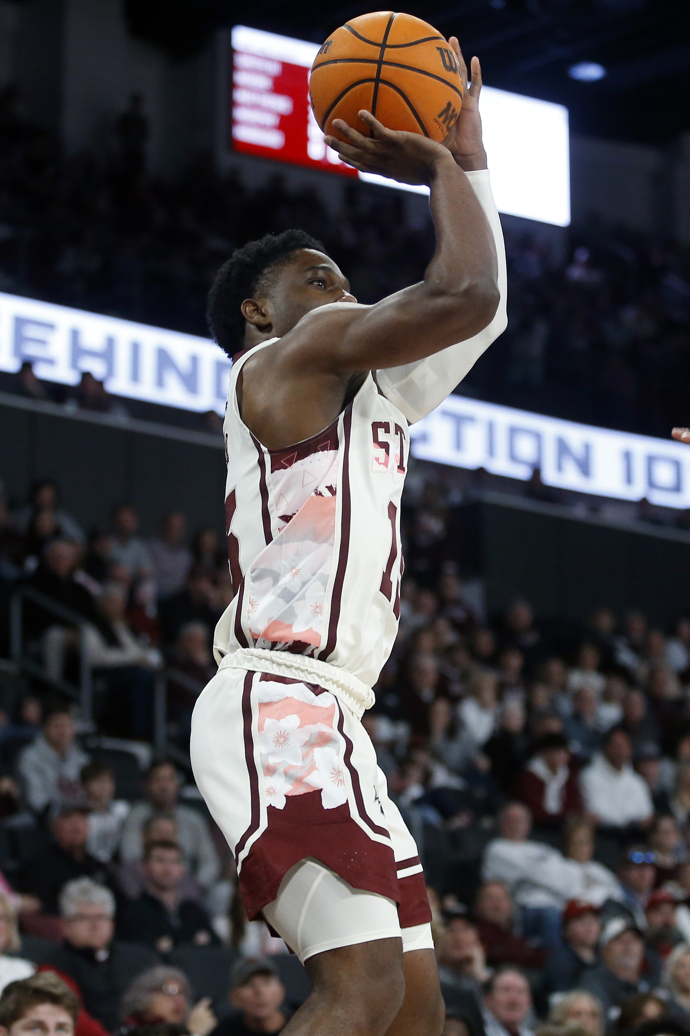 Josh Hubbard helps Mississippi State slide past Arkansas | Reuters