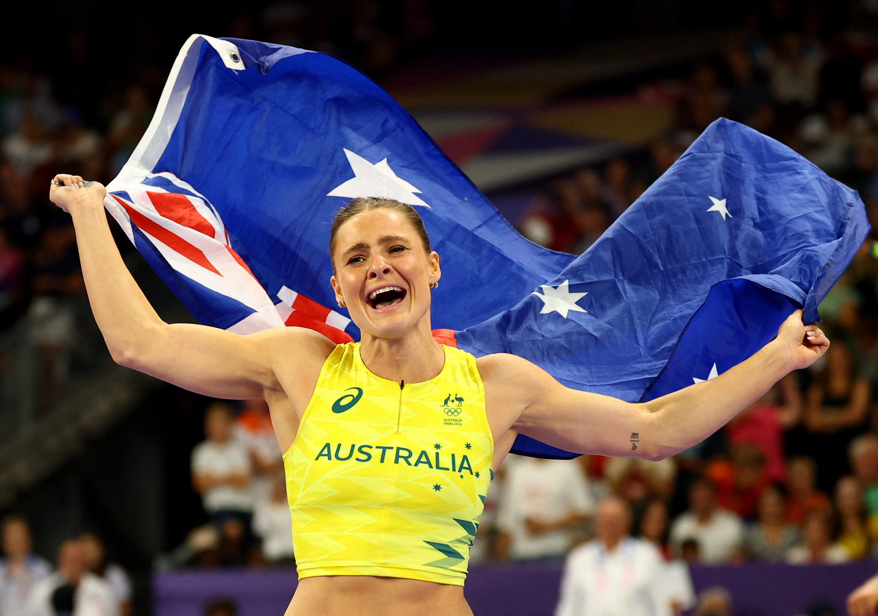 Athletics-All mine this time, Australian Kennedy soars to pole vault ...