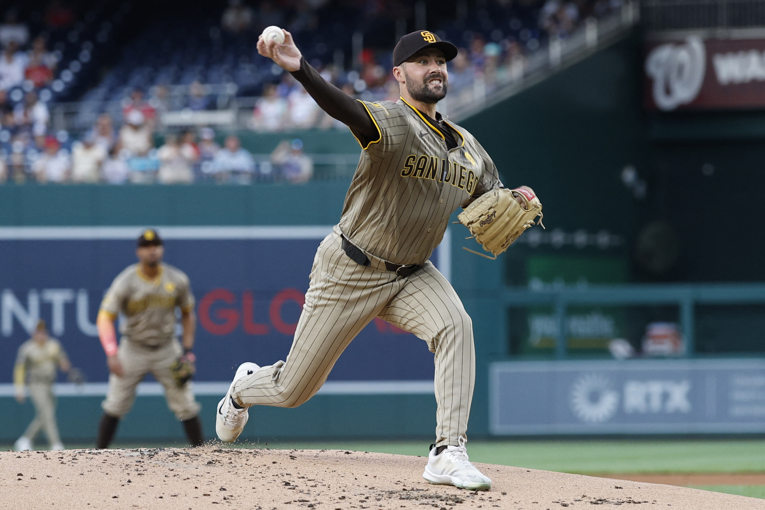 Padres pound 20 hits in rout of Nationals | Reuters