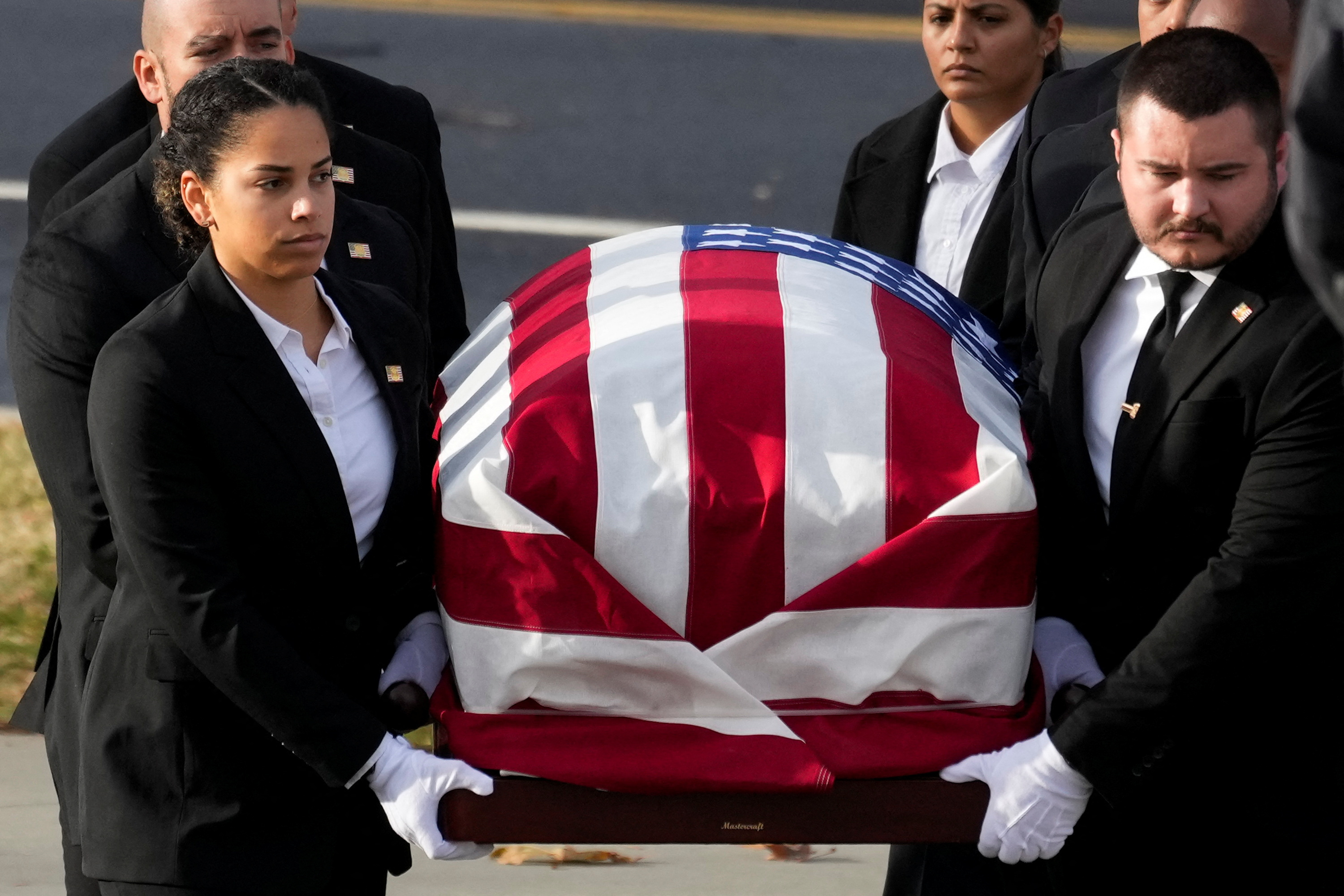 US Supreme Court, public pay tribute to Sandra Day O'Connor | Reuters