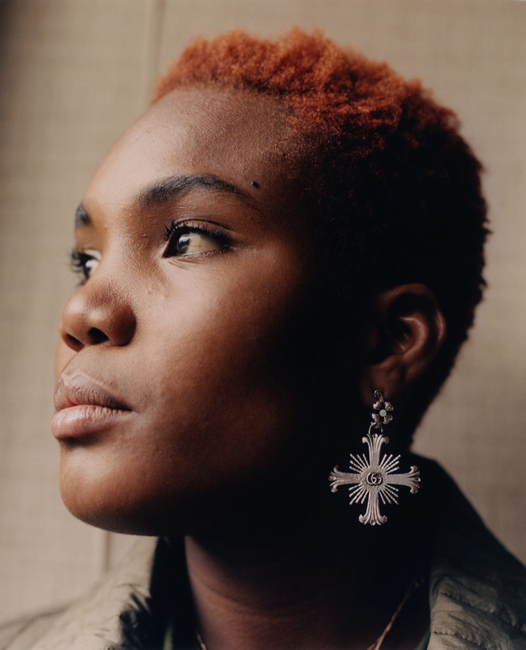 Singer Arlo Parks emerges from lockdown fame for 'momentous' Brits show ...