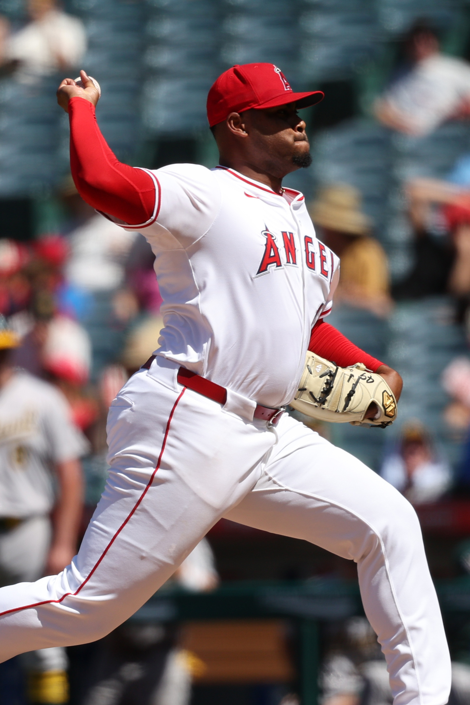 Five-run sixth powers Angels past Athletics | Reuters