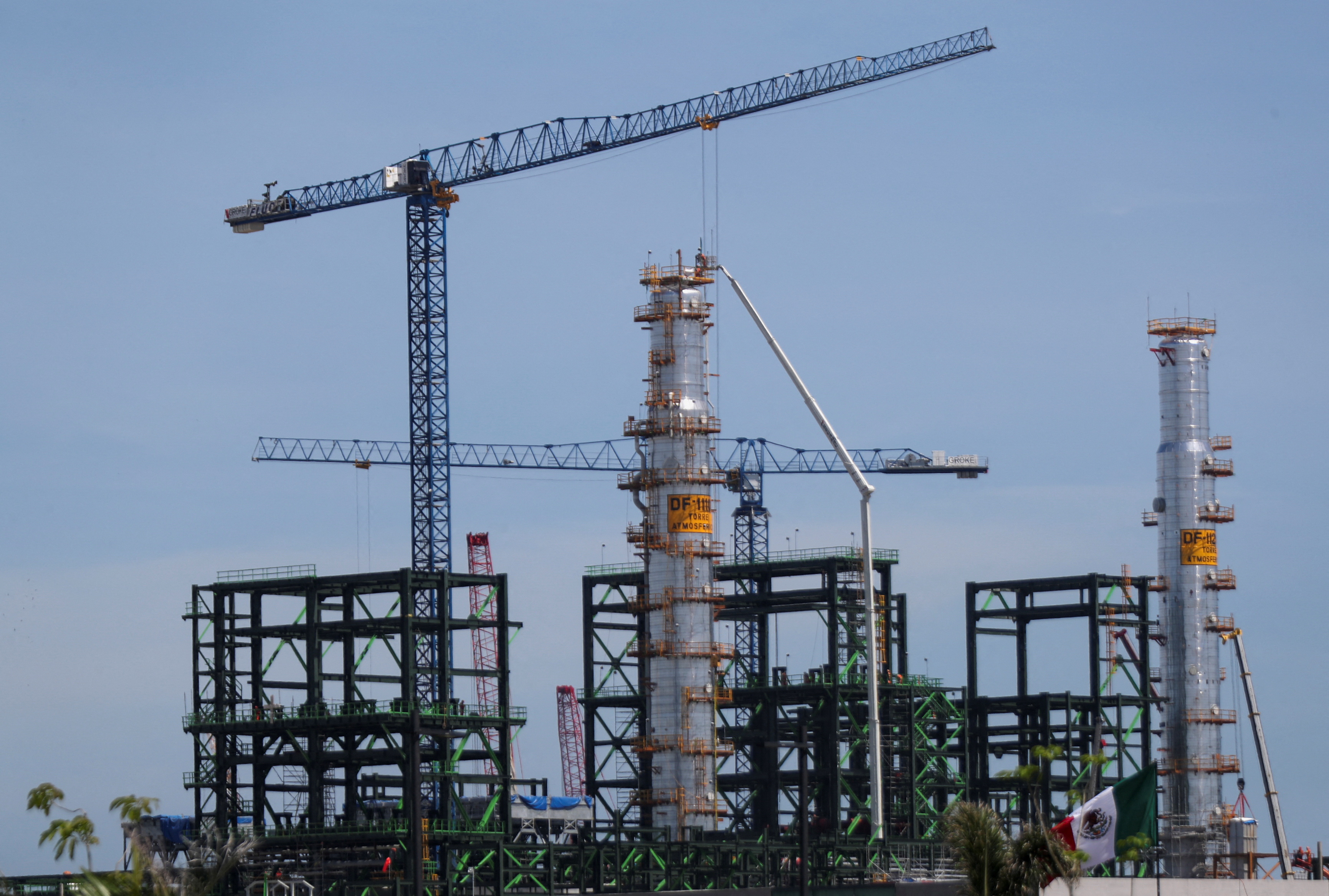 Exclusive: Mexico's Pemex expects rare annual profit | Reuters