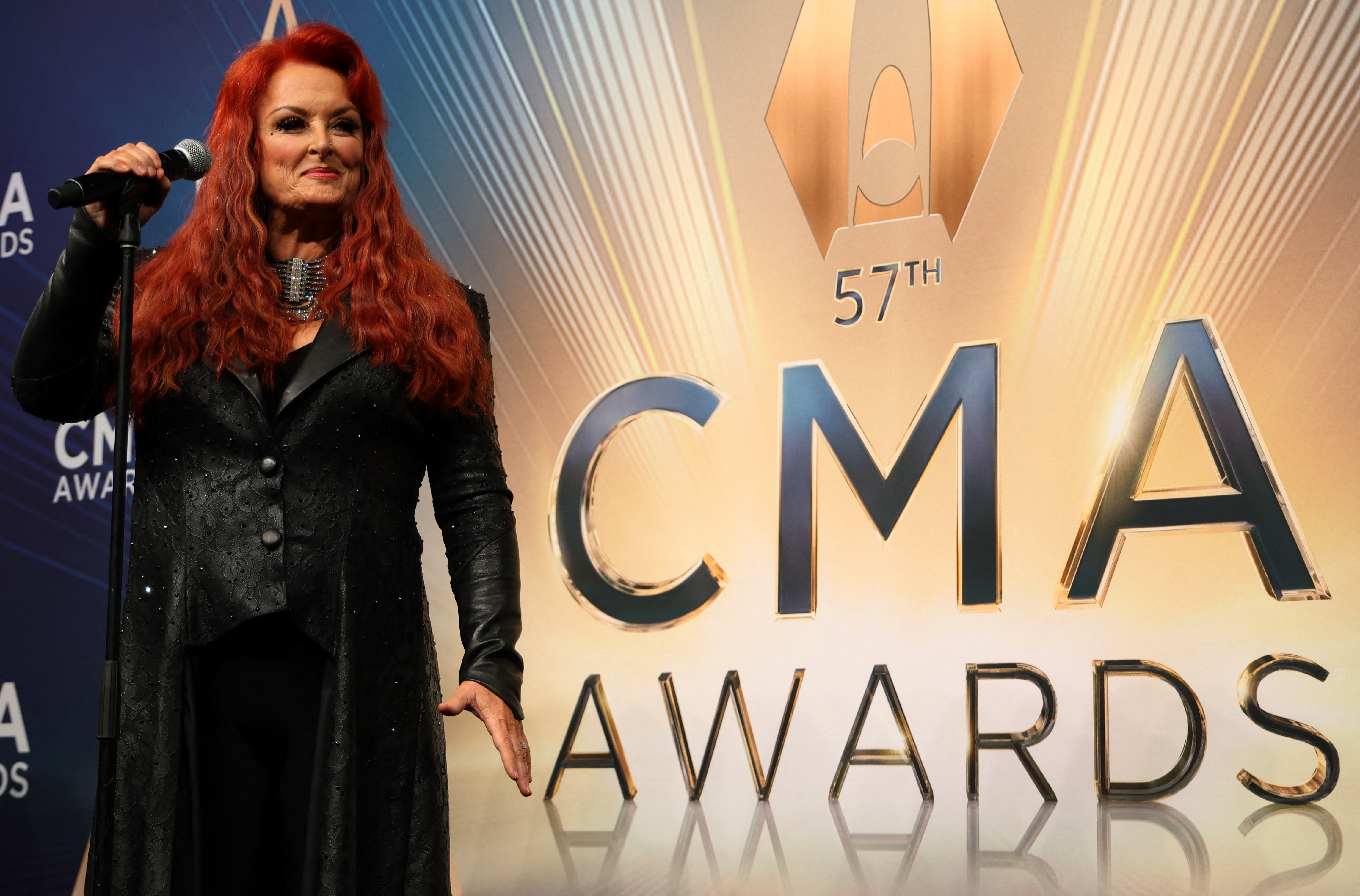 CMA Awards: The fashion, moments, winners and performances - November 9 ...