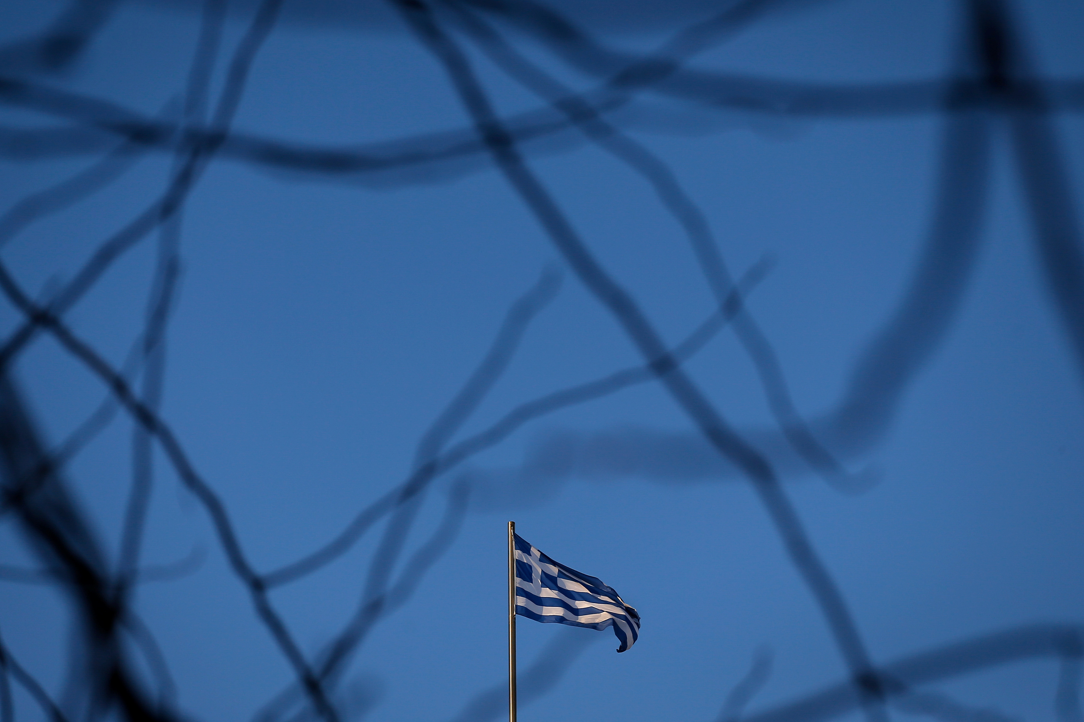 Greek bonds snapping at heels of southern Europe's best in class | Reuters
