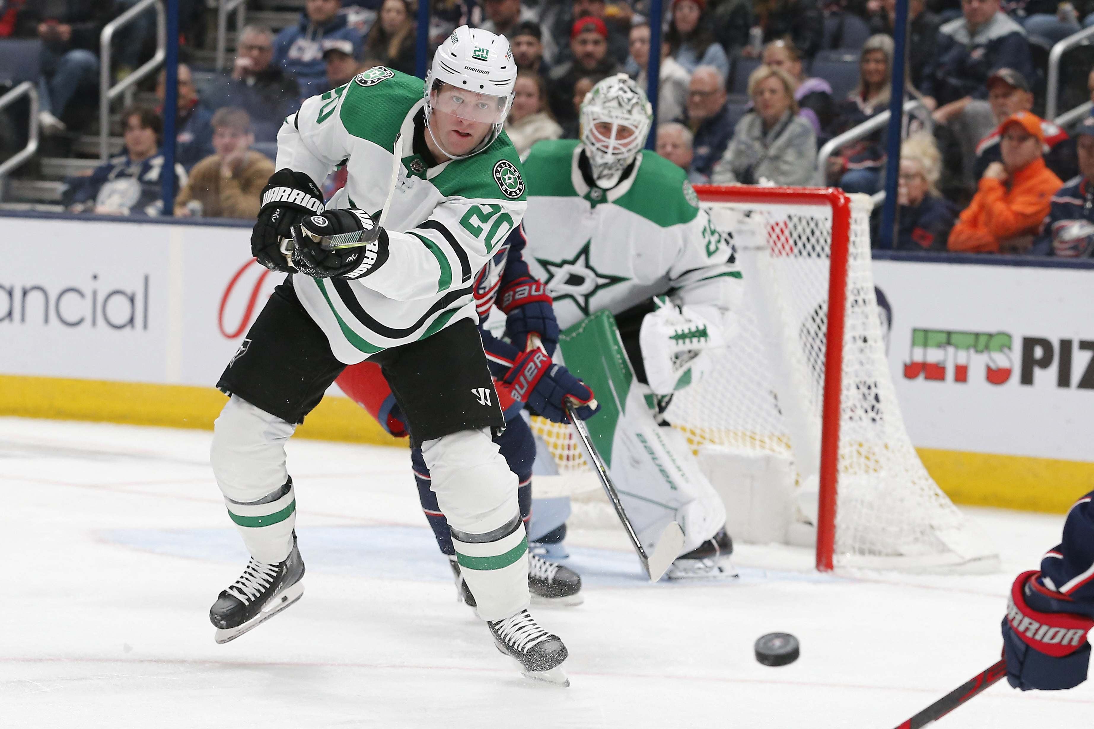 Stars score 5 unanswered goals, pull away from Jackets | Reuters