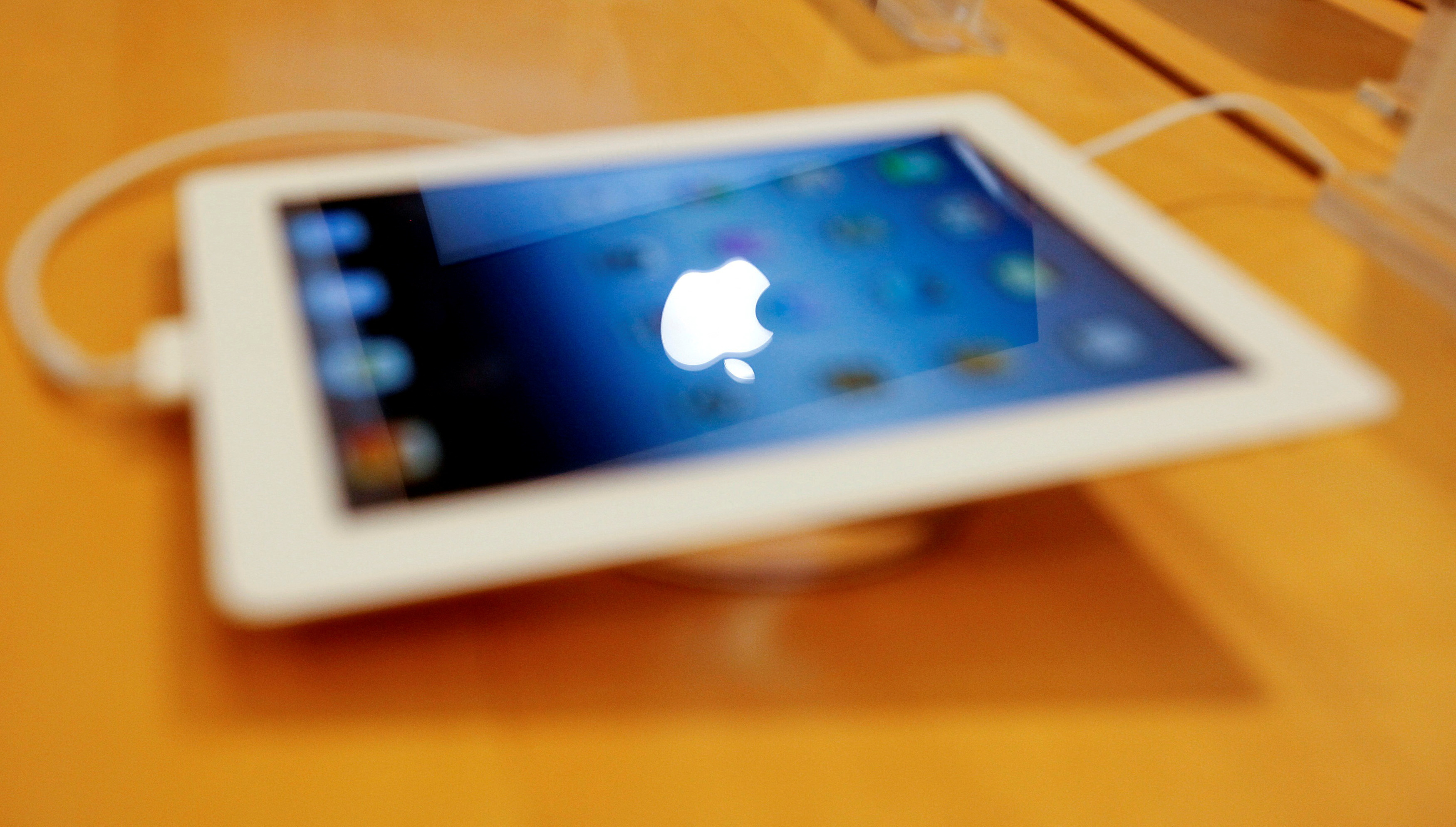 Apple supplier Salcomp sees India revenue of $2-$3 bln, plans rapid ...