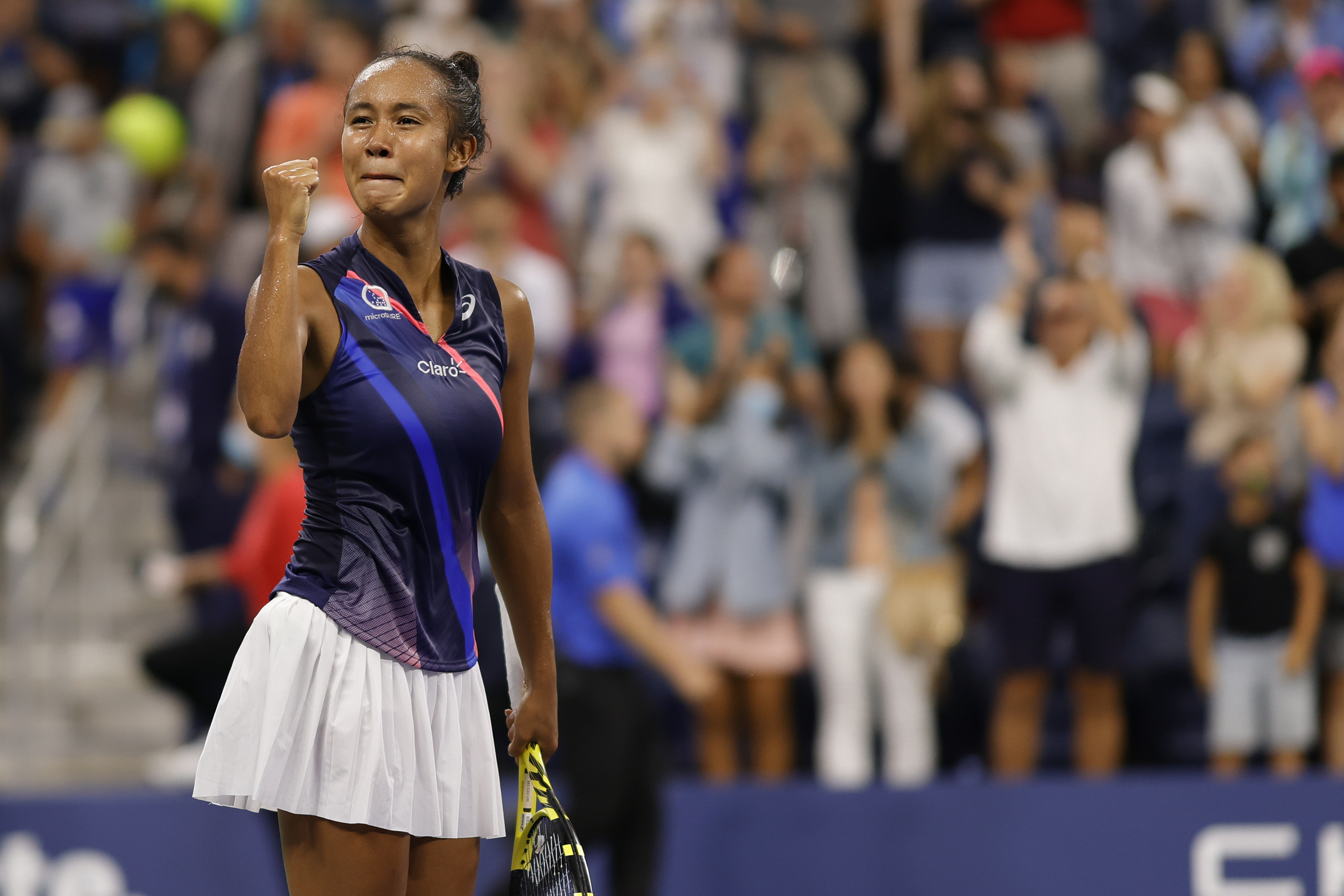 Fearless Fernandez knocks out another champion to reach quarter-finals ...