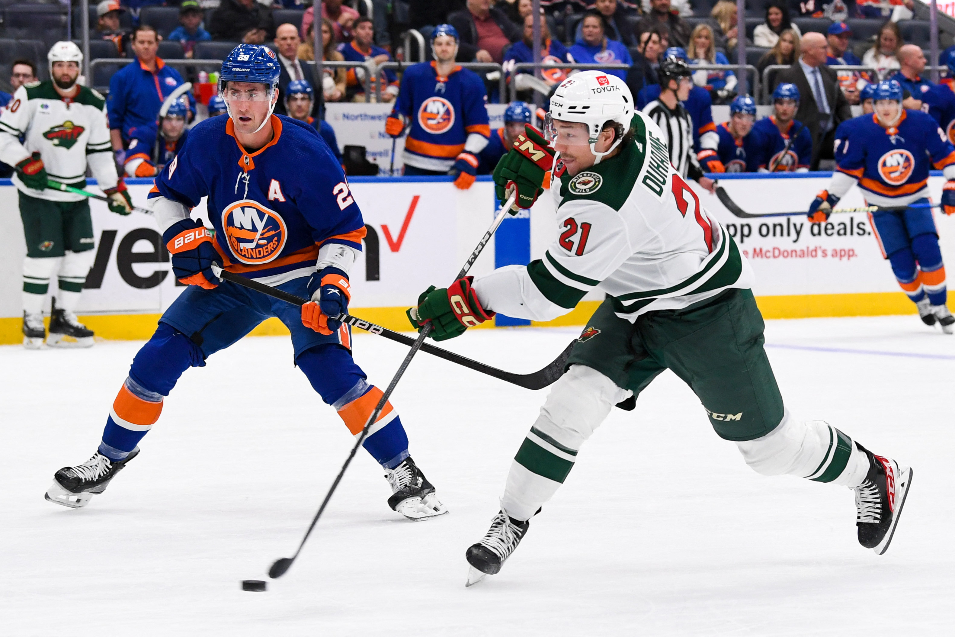 Wild beat Islanders for 2nd straight win | Reuters