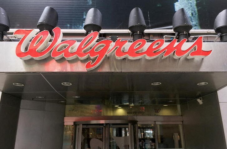 Walgreens, CVS cut paid sick leave for workers in line with CDC ...