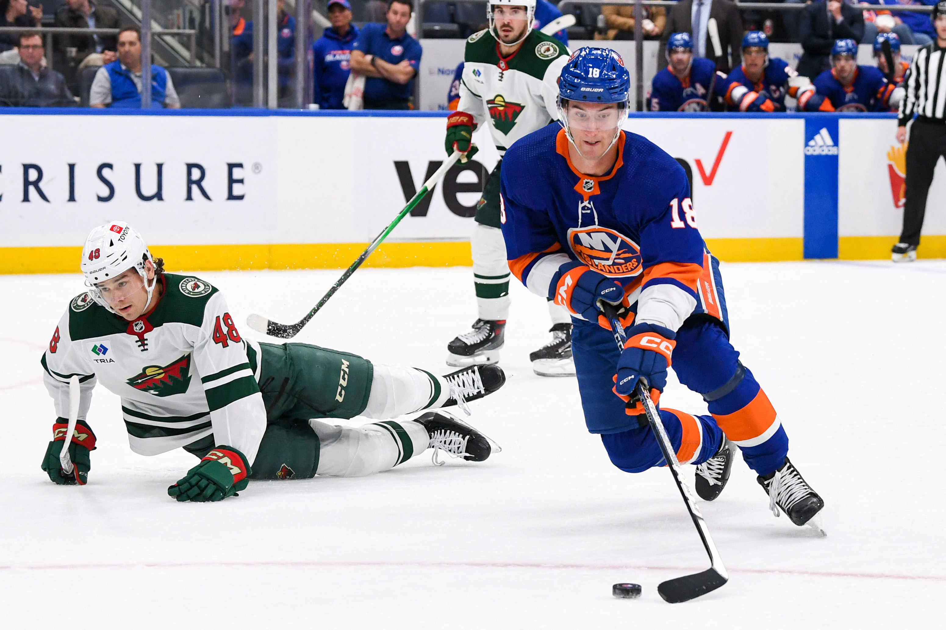 Wild beat Islanders for 2nd straight win | Reuters