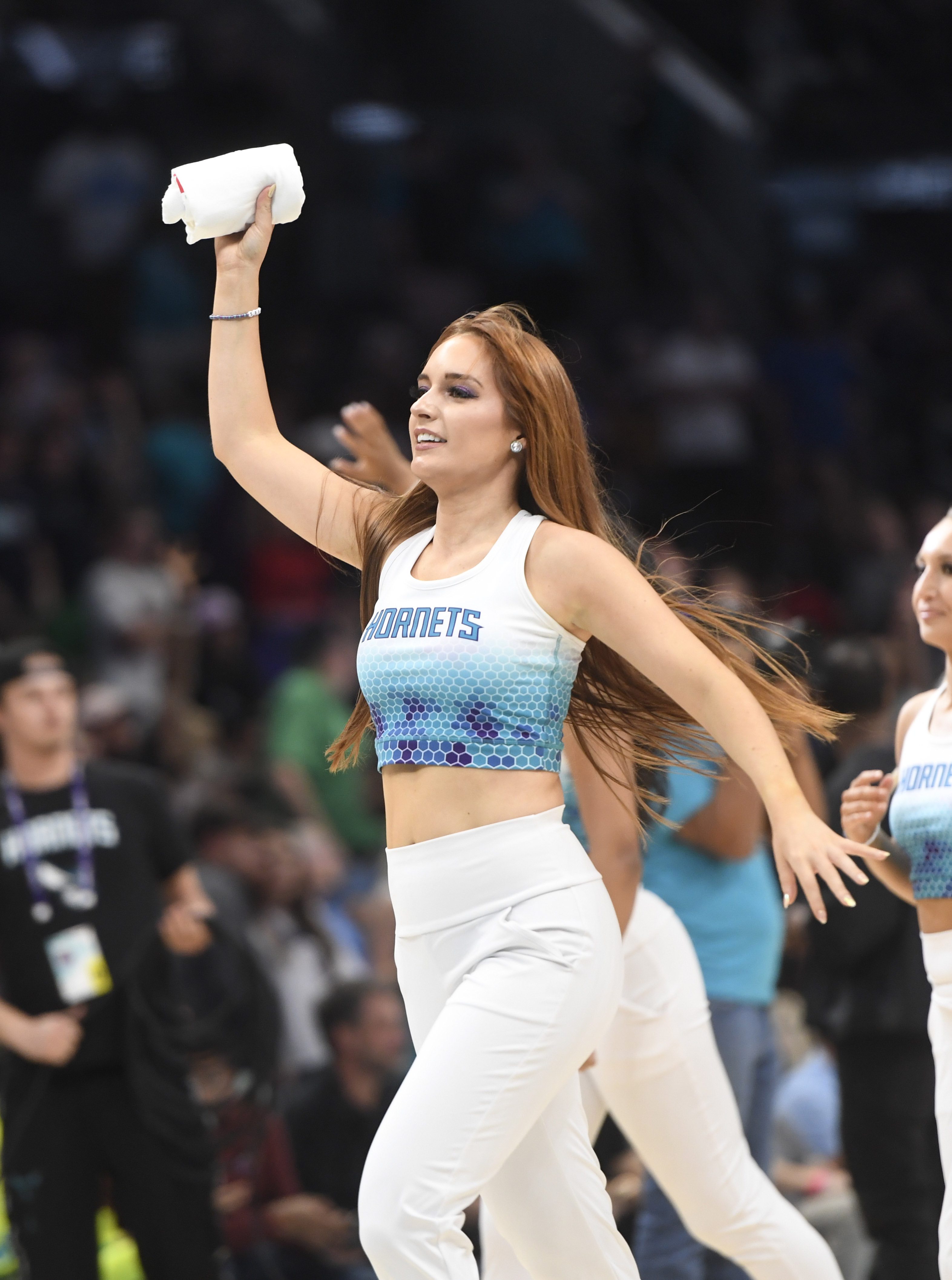 Wizards lean on Kyle Kuzma, bench to extinguish Hornets | Reuters