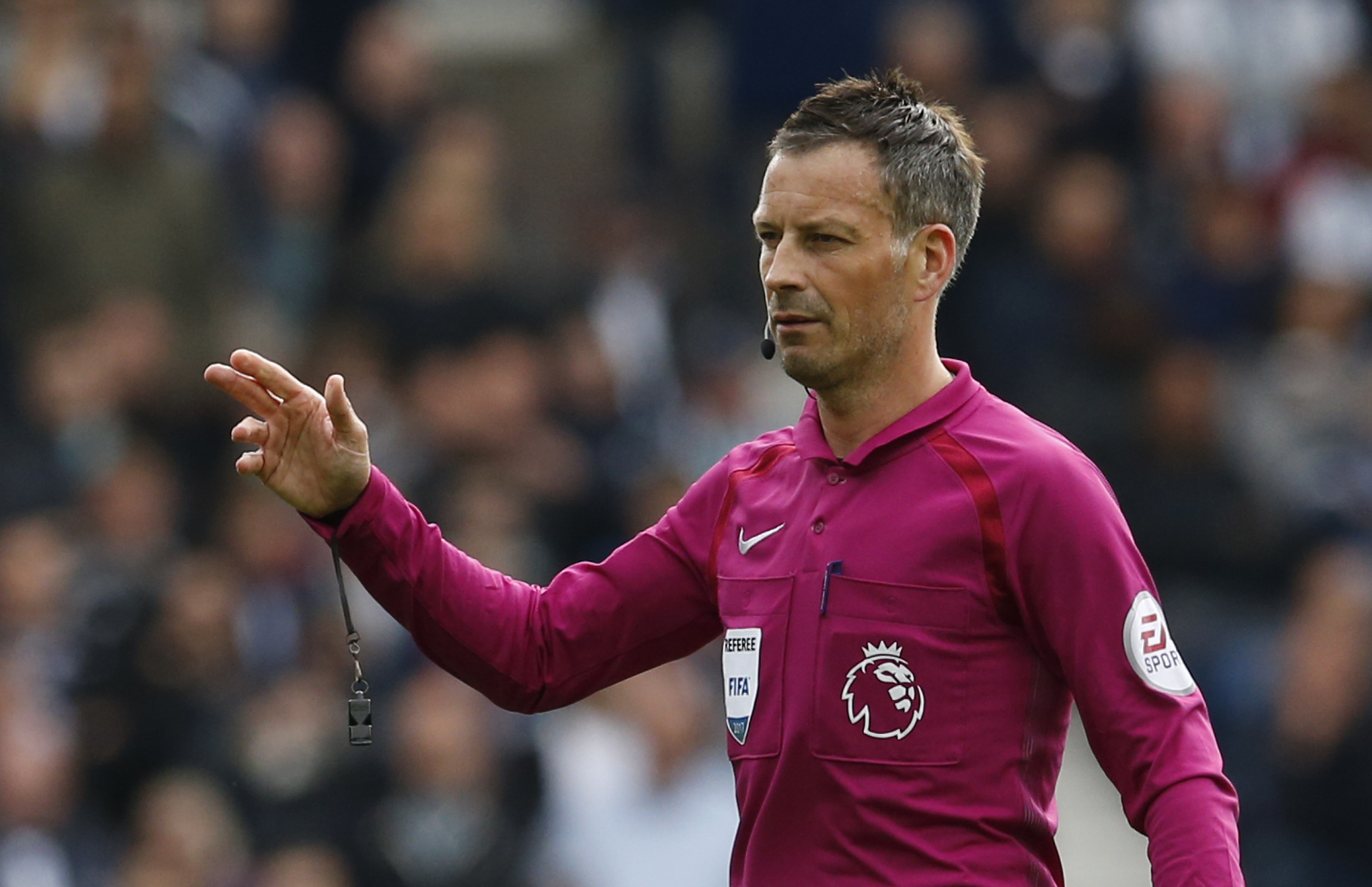 Clattenburg resigns as Forest analyst, Nuno charged with misconduct | Reuters