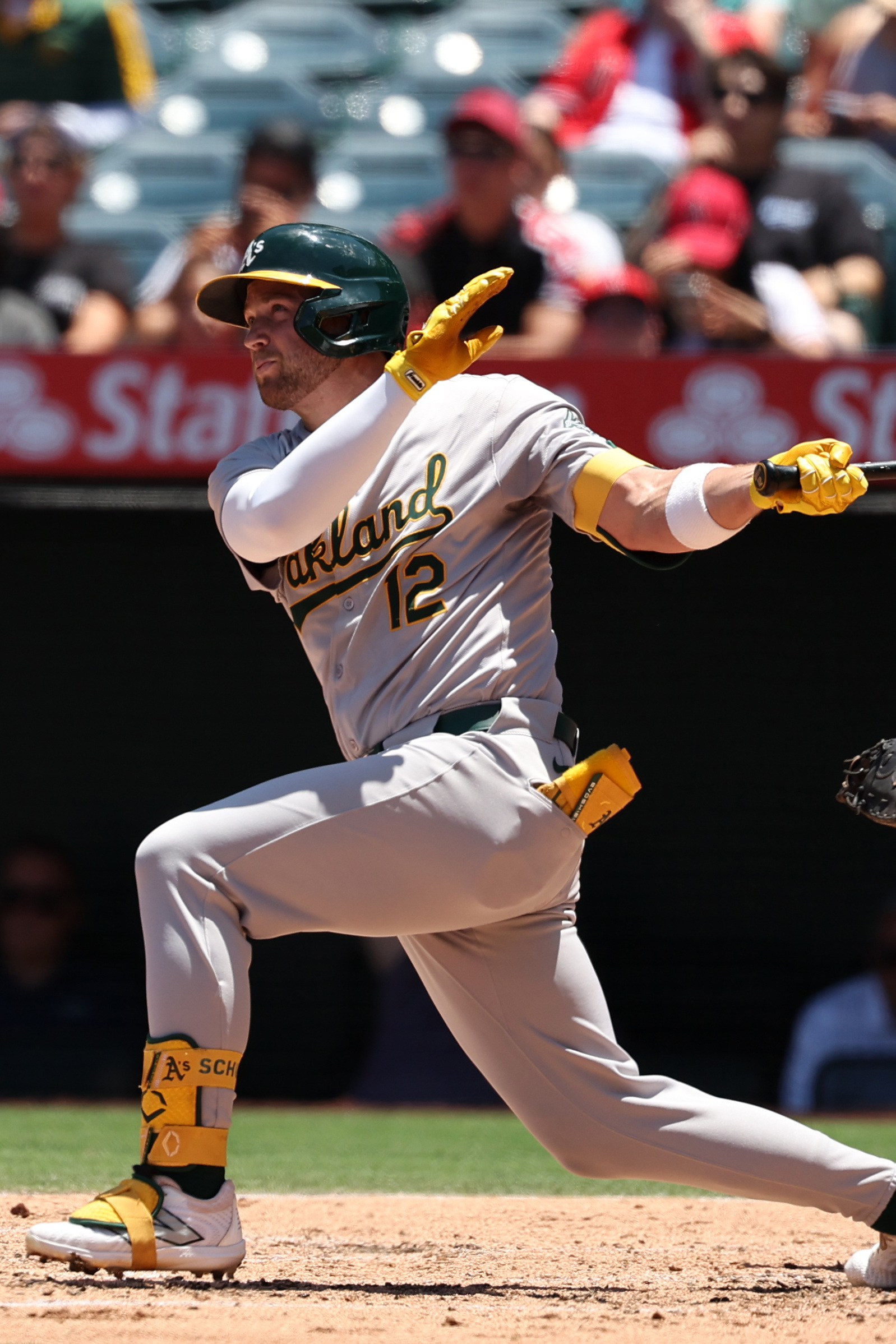 Five-run sixth powers Angels past Athletics | Reuters