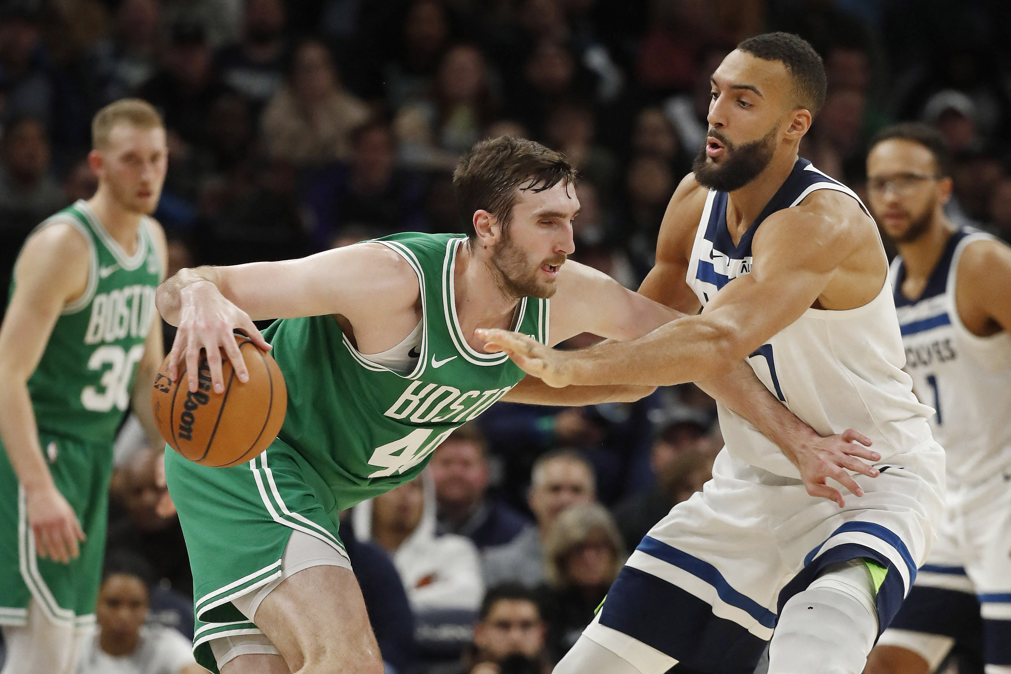 Anthony Edwards helps Wolves end Celtics' unbeaten start | Reuters