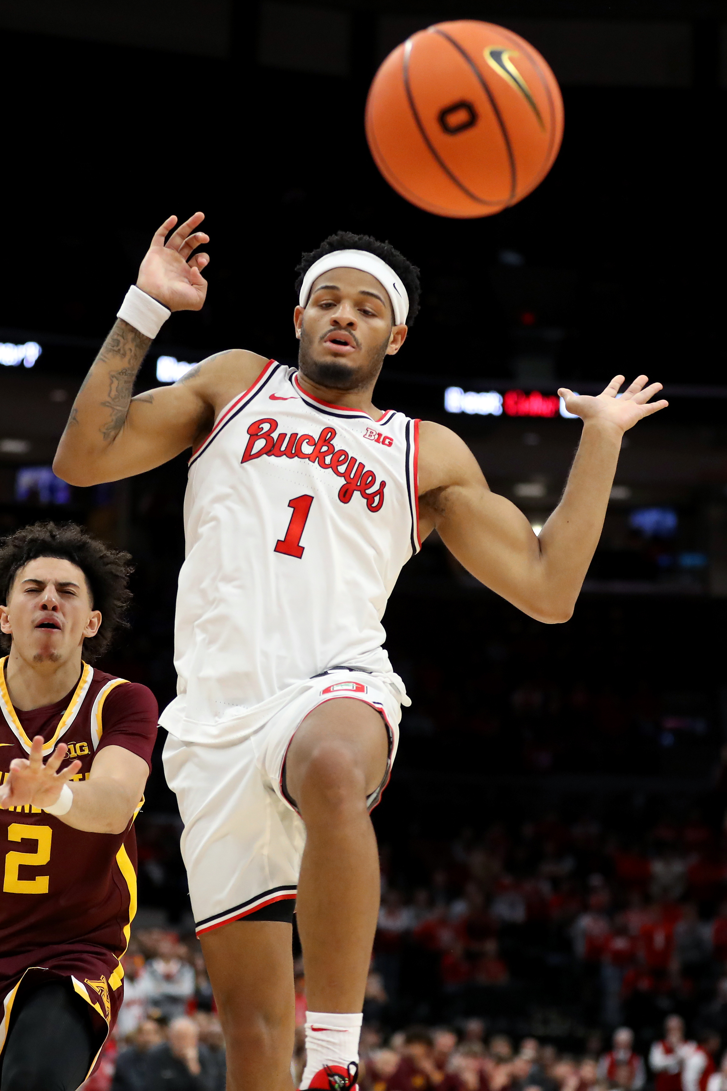 Jamison Battle beats up on old team as Ohio State tops Minnesota | Reuters