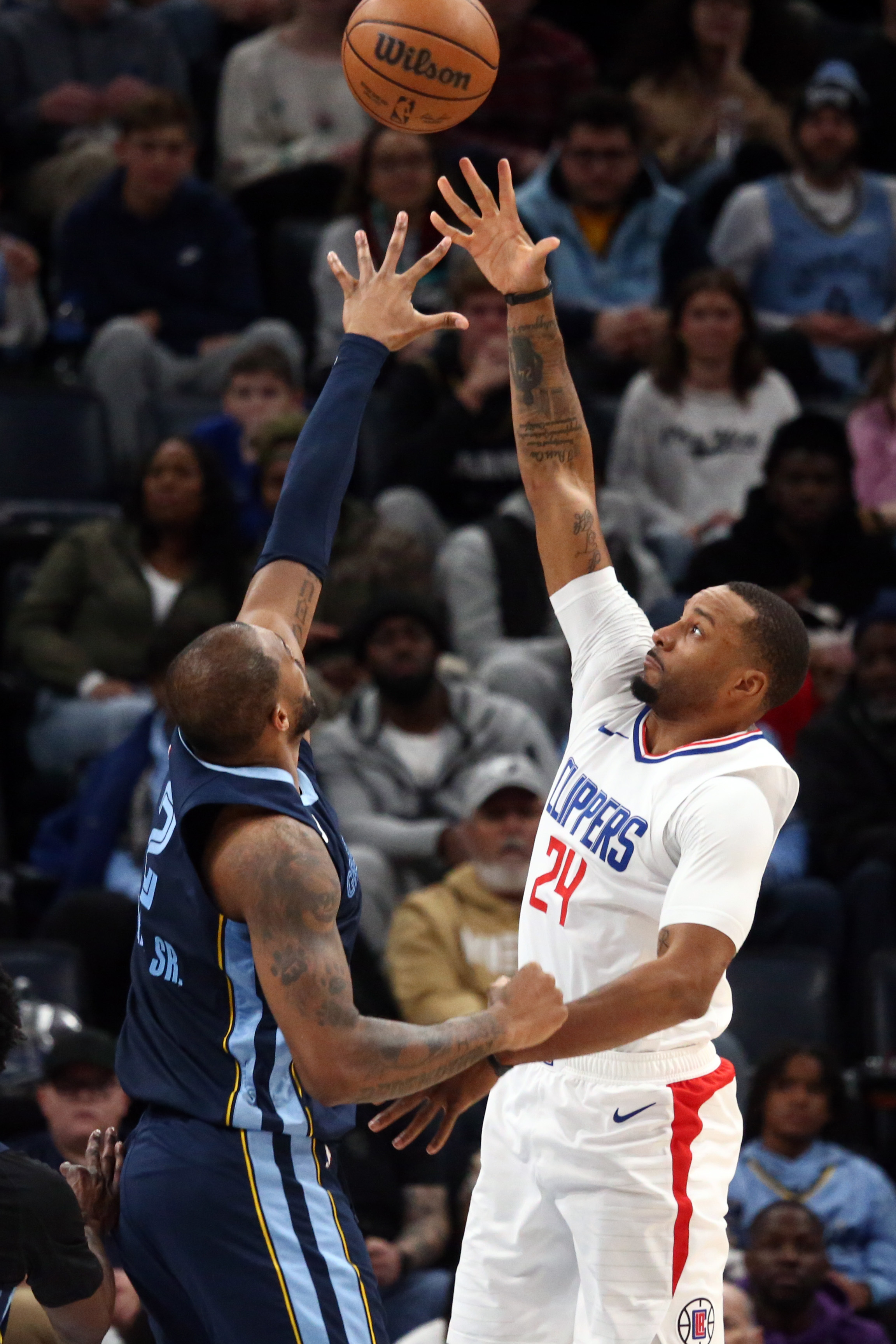 Paul George (37 points), Clippers rout undermanned Grizzlies | Reuters