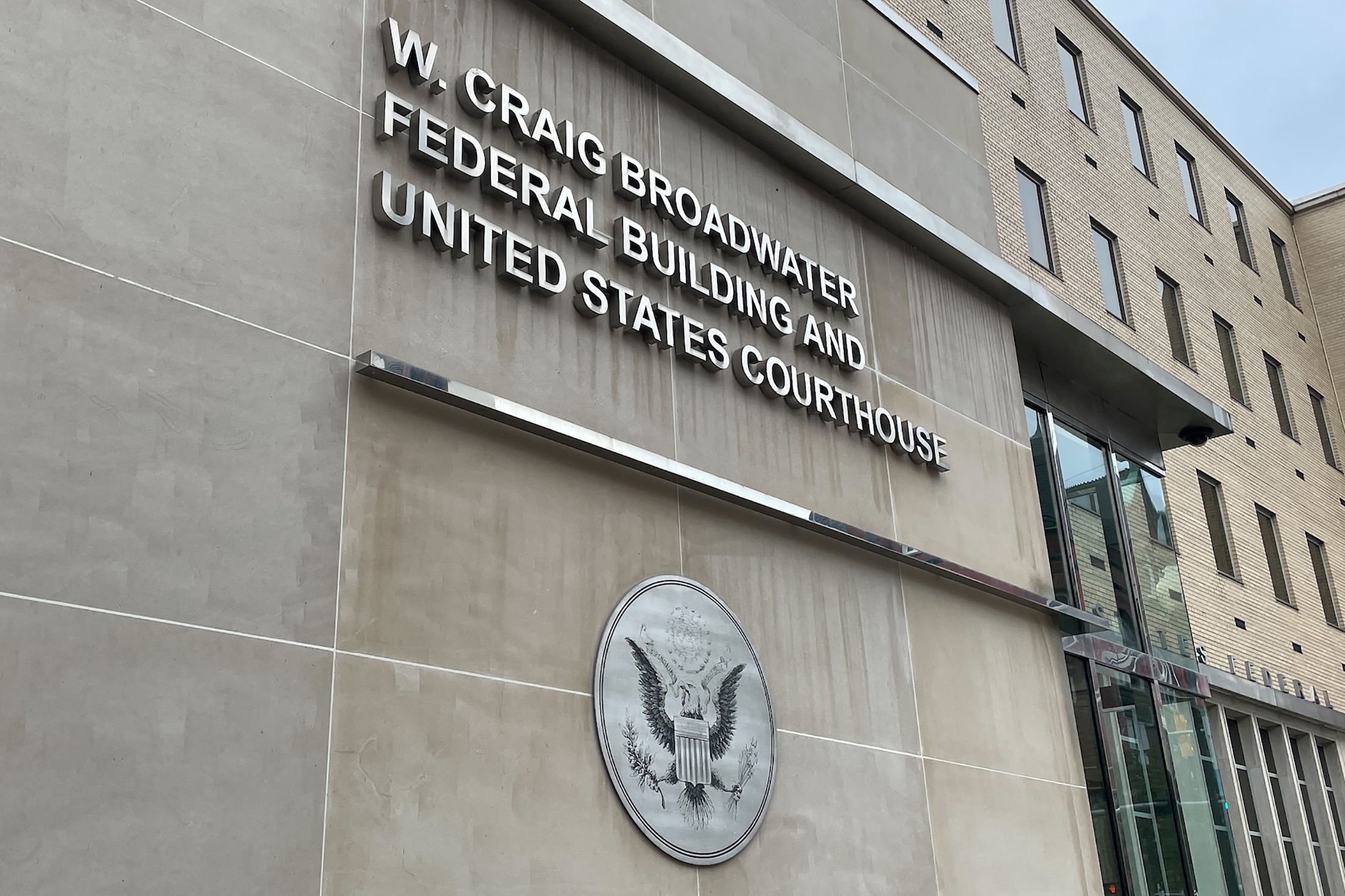 Former U.S. Navy engineer, wife face judge in submarine espionage case ...