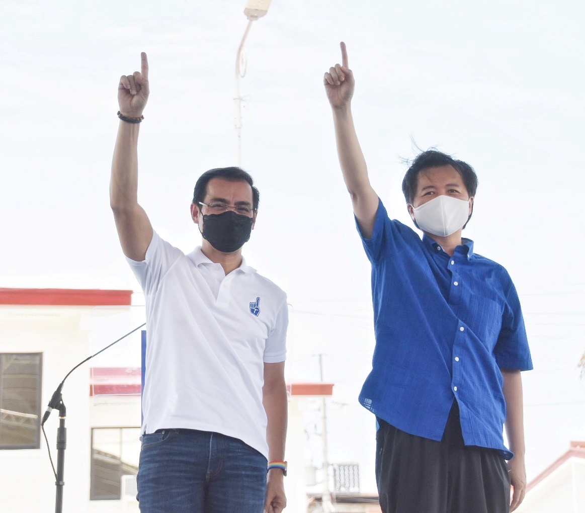 Manila mayor declares Philippine presidential bid | Reuters