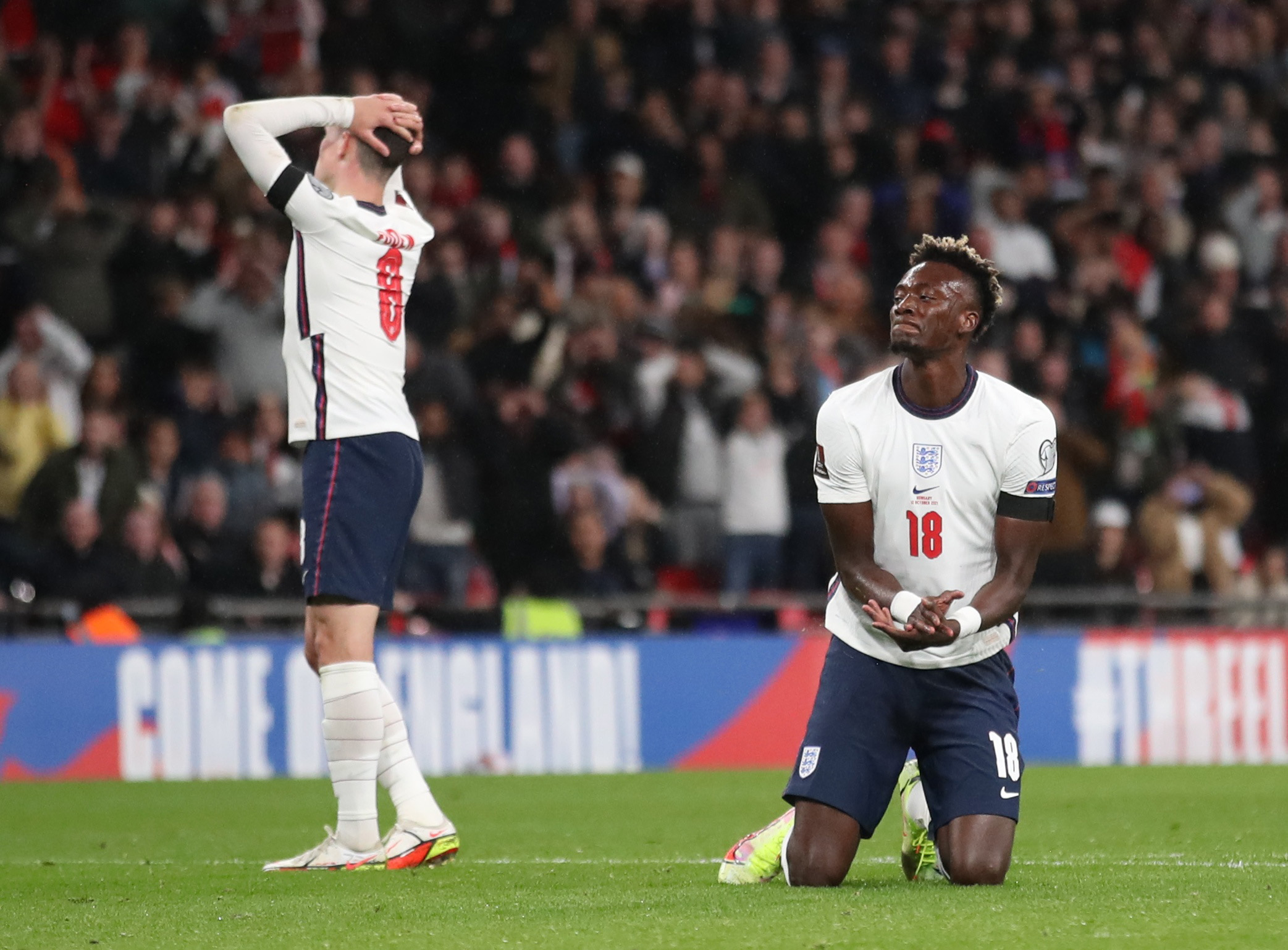 England held 1-1 by Hungary in match marred by crowd violence | Reuters