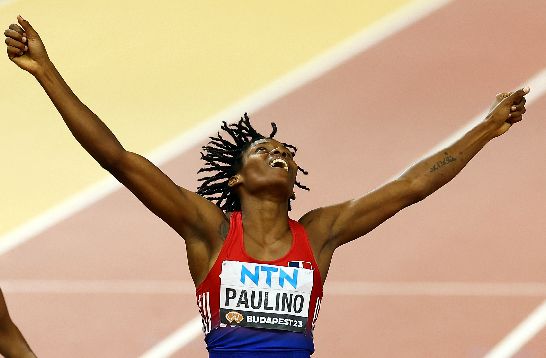 Paulino becomes first Dominican woman to win a world title | Reuters