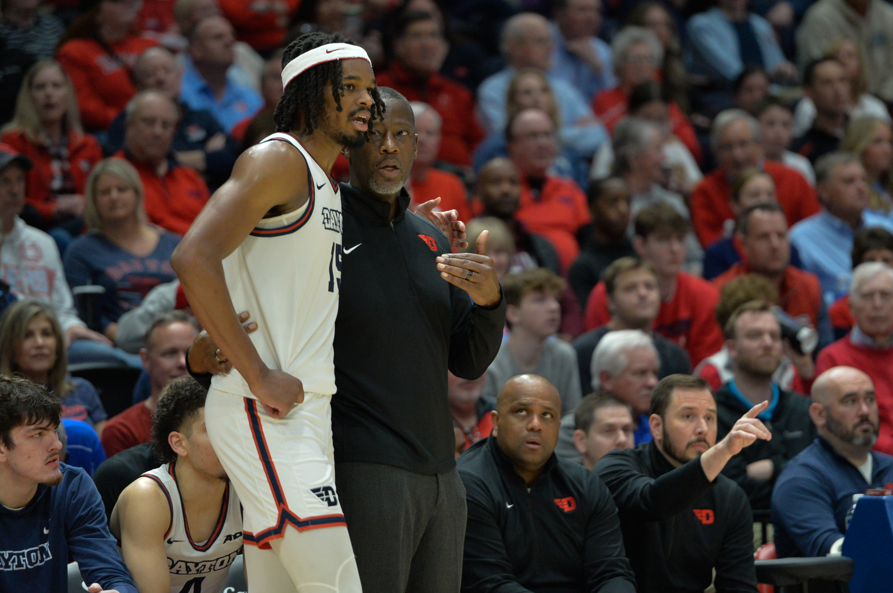 Des Watson guides Loyola Chicago past No. 21 Dayton | Reuters