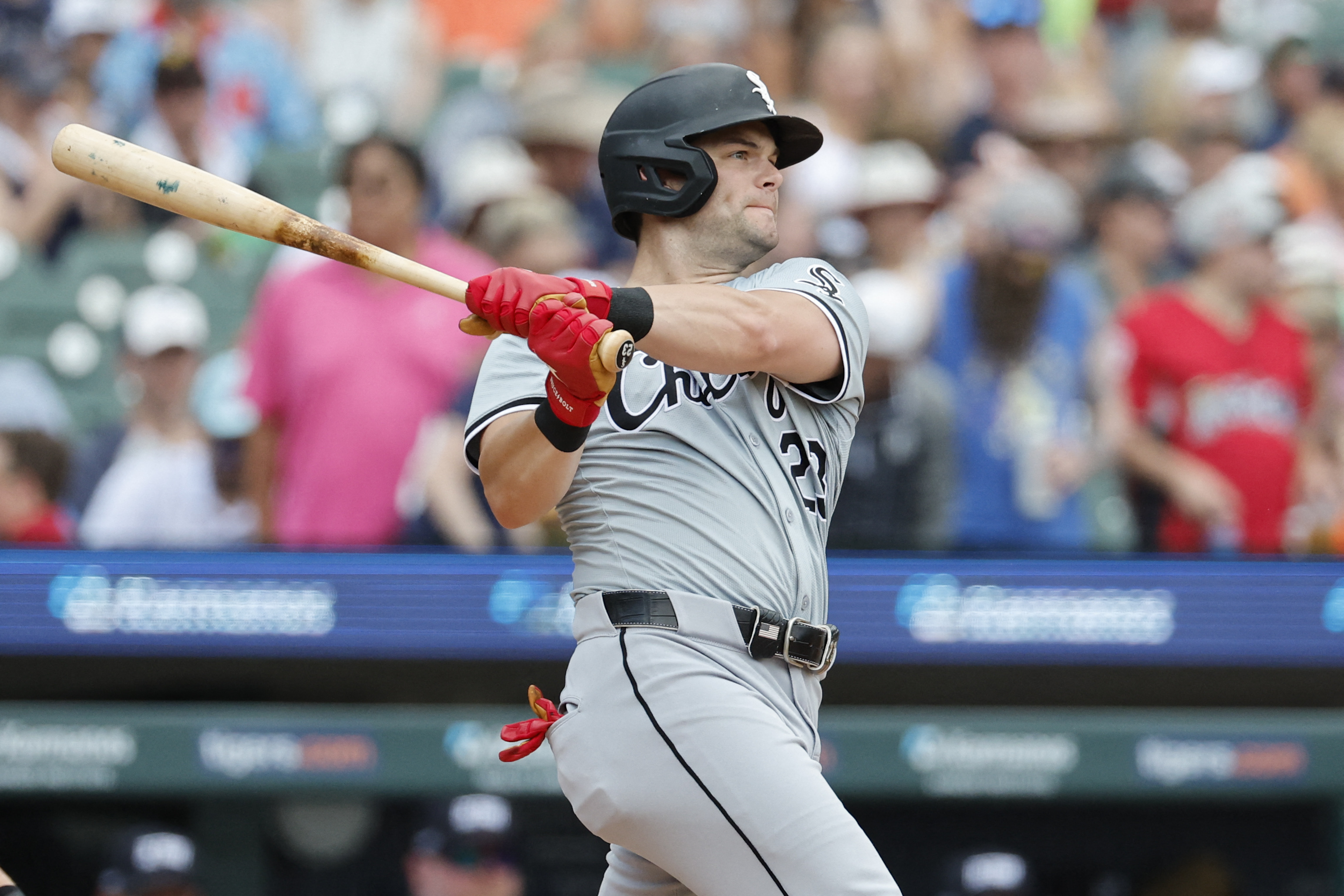 Drew Thorpe earns first career win, White Sox down Tigers | Reuters