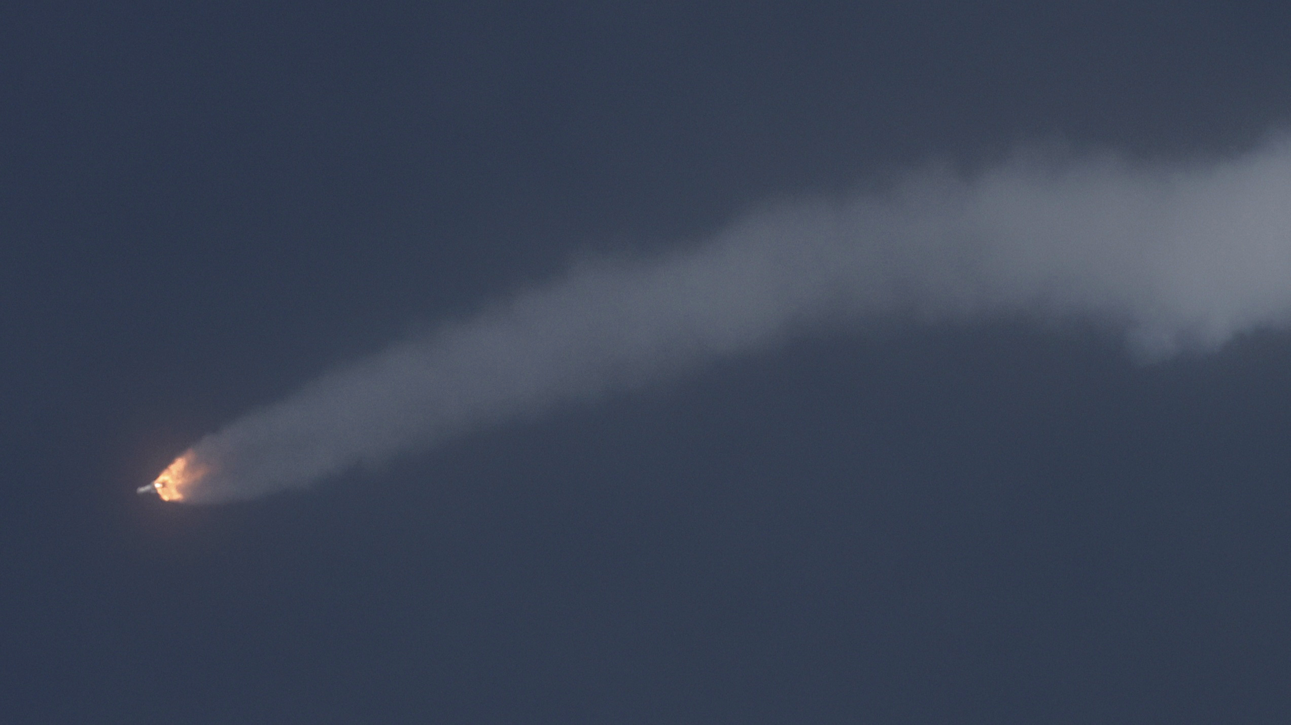 Boeing's Starliner space capsule launched on key test flight to orbit ...