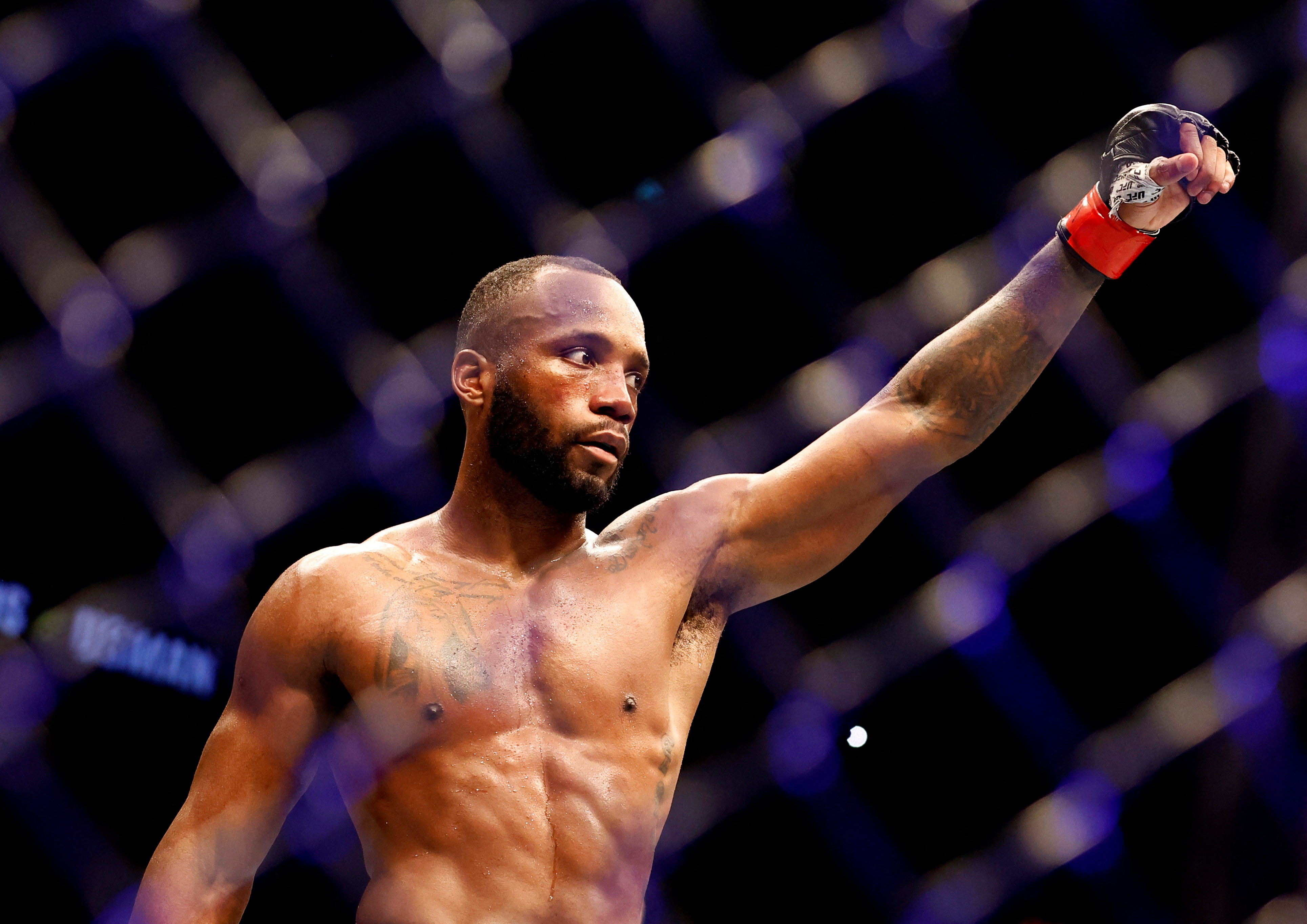 Edwards out-points Usman to retain UFC welterweight belt | Reuters