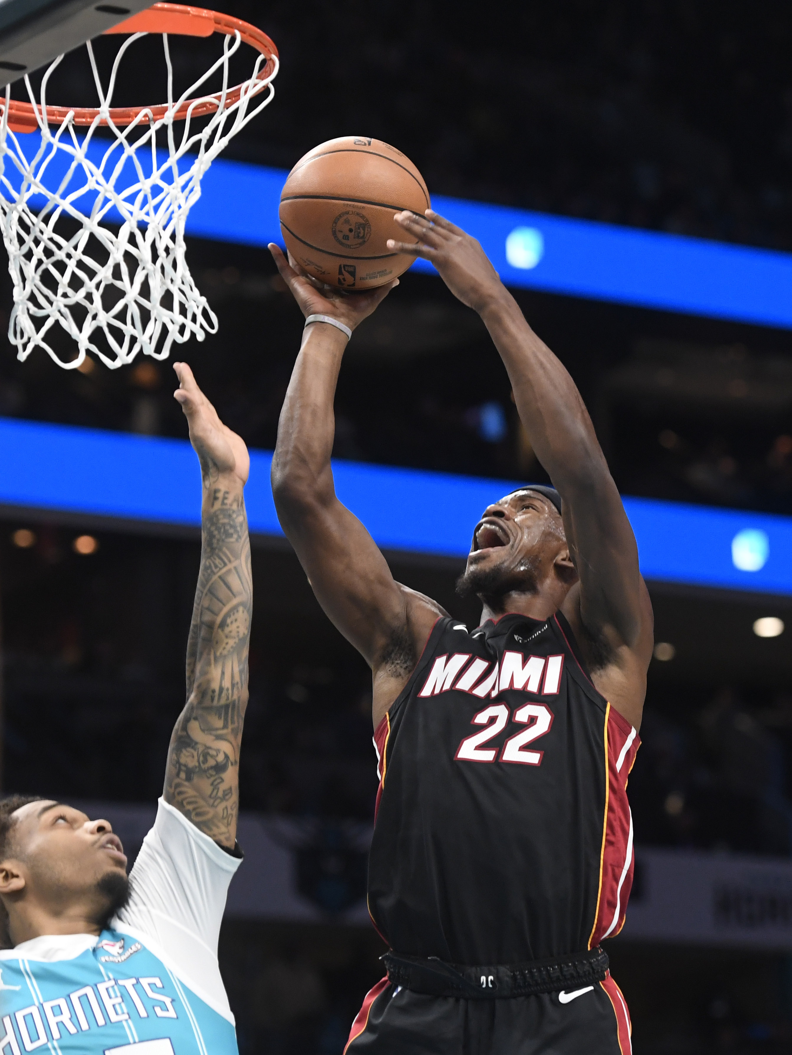 Heat Survive Late Wobble Hold Off Hornets Reuters