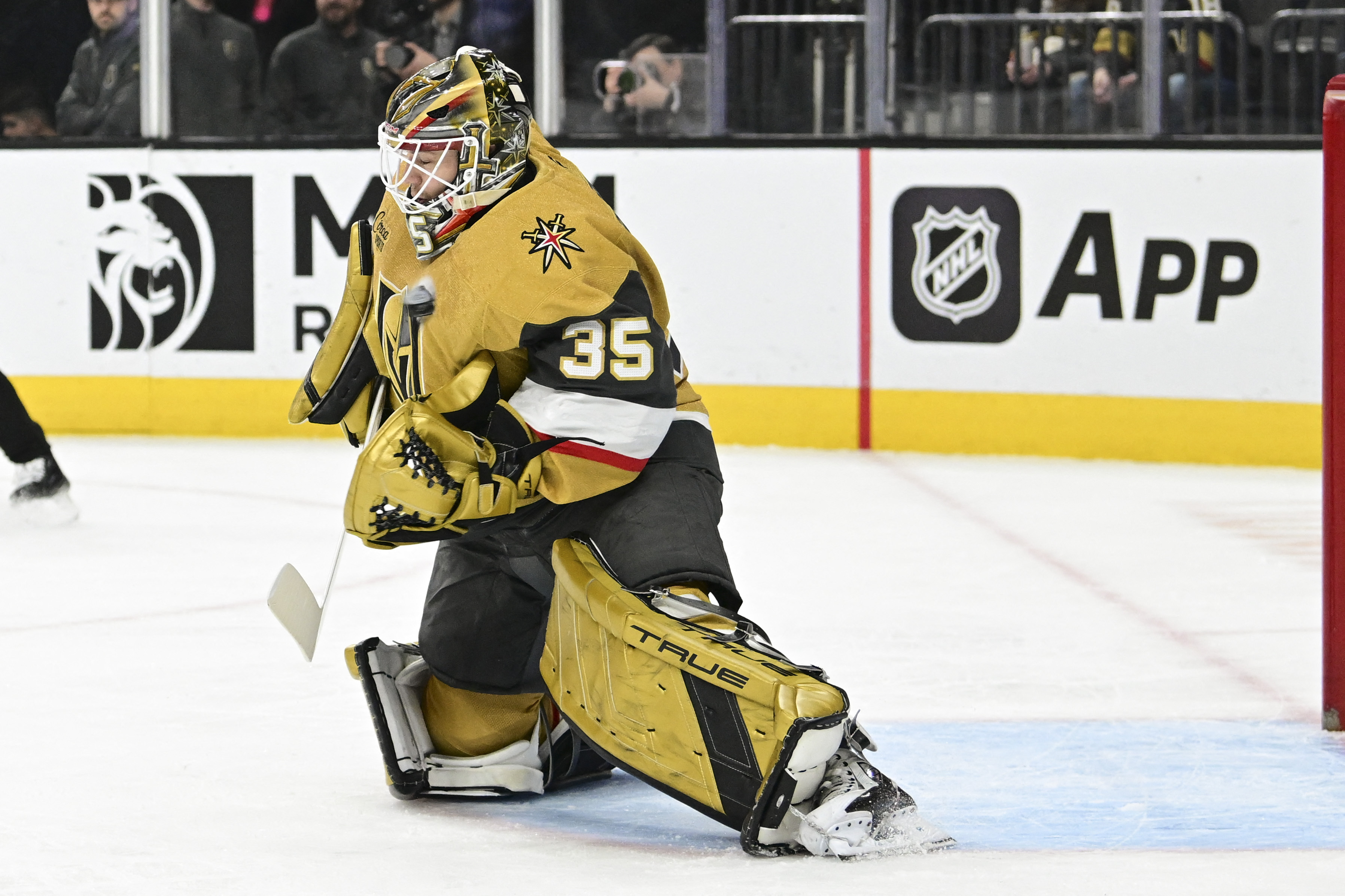 Patrick Kane 2024 Behang