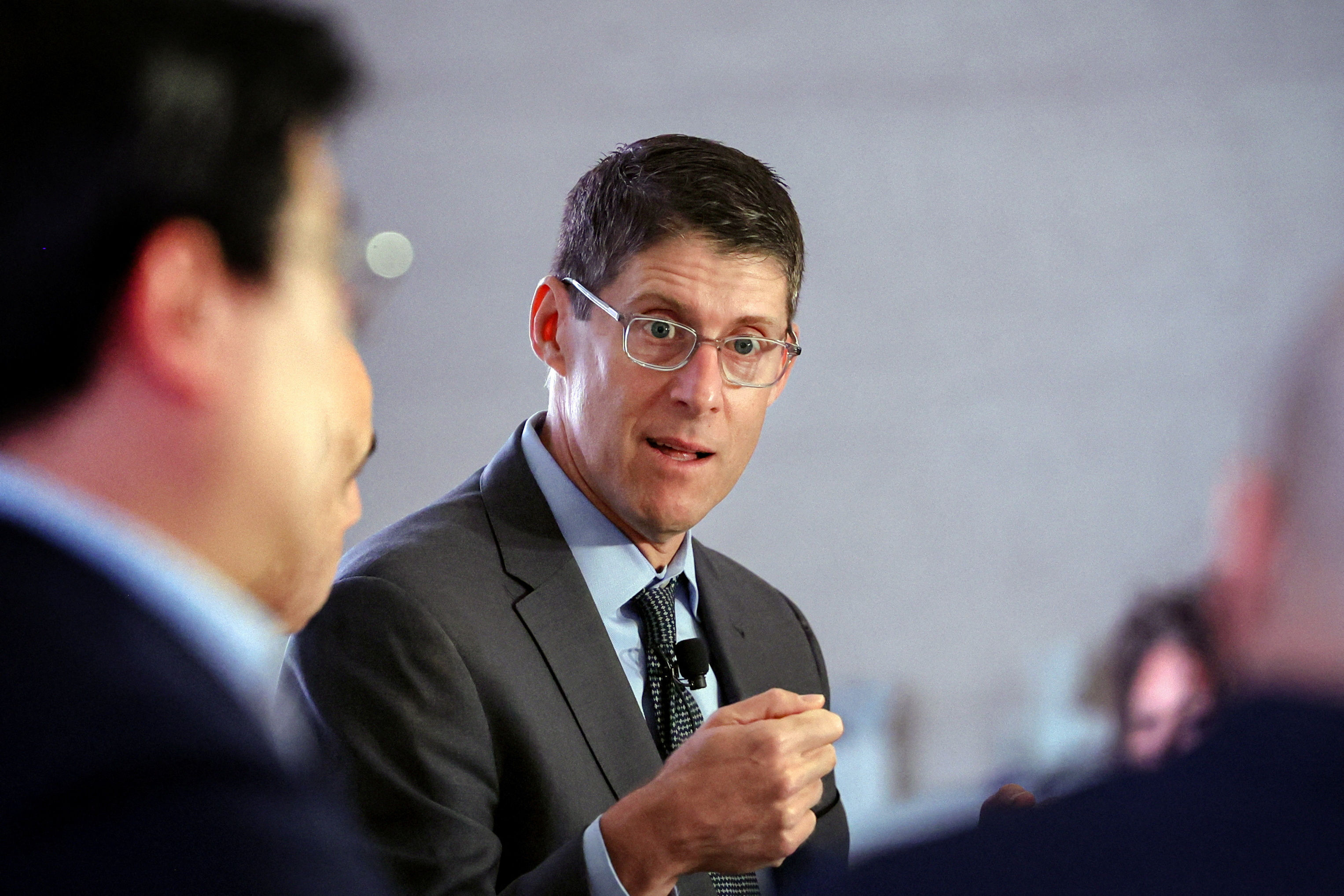 Investment bankers see dealmaking lull storing pent-up demand | Reuters