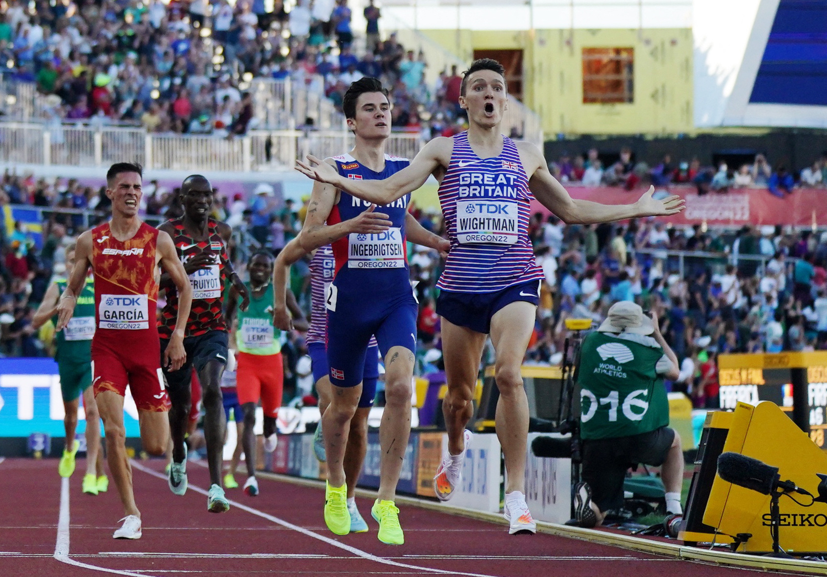 Wightman relishes special family victory | Reuters