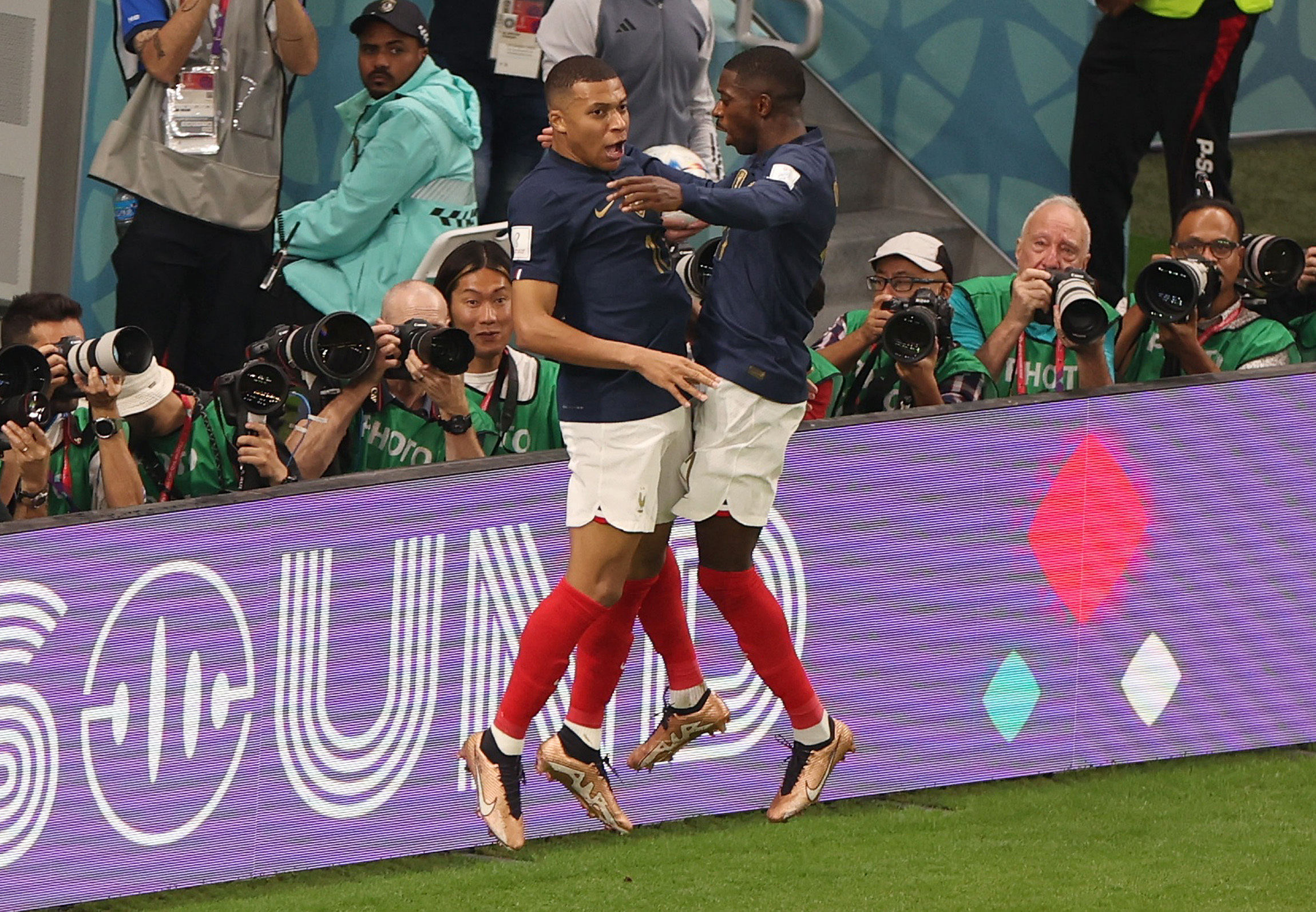 Dazzling Dembele completes two-man job to help France reach last 16 ...
