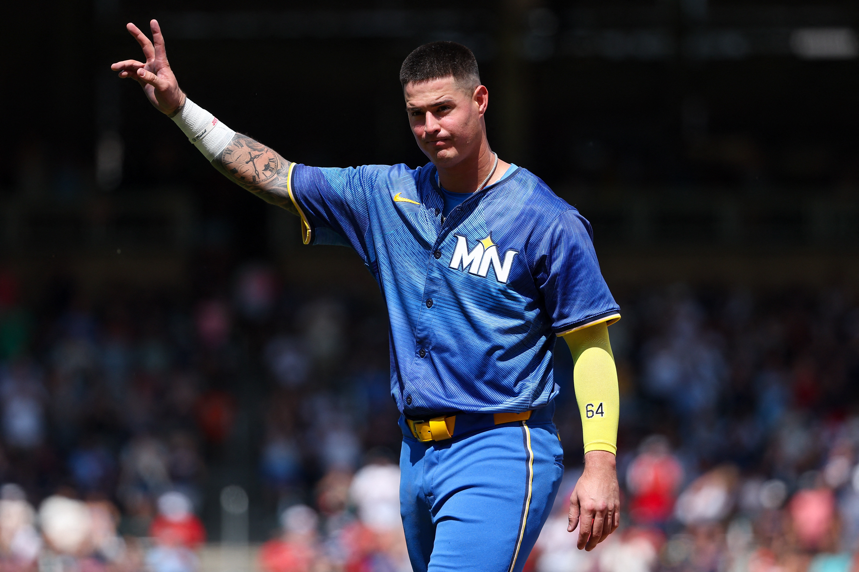 Jose Miranda ties consecutive-hits record, Twins handle Astros | Reuters