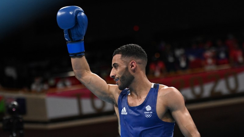 Boxing-Britain's Yafai wins men's flyweight gold | Reuters