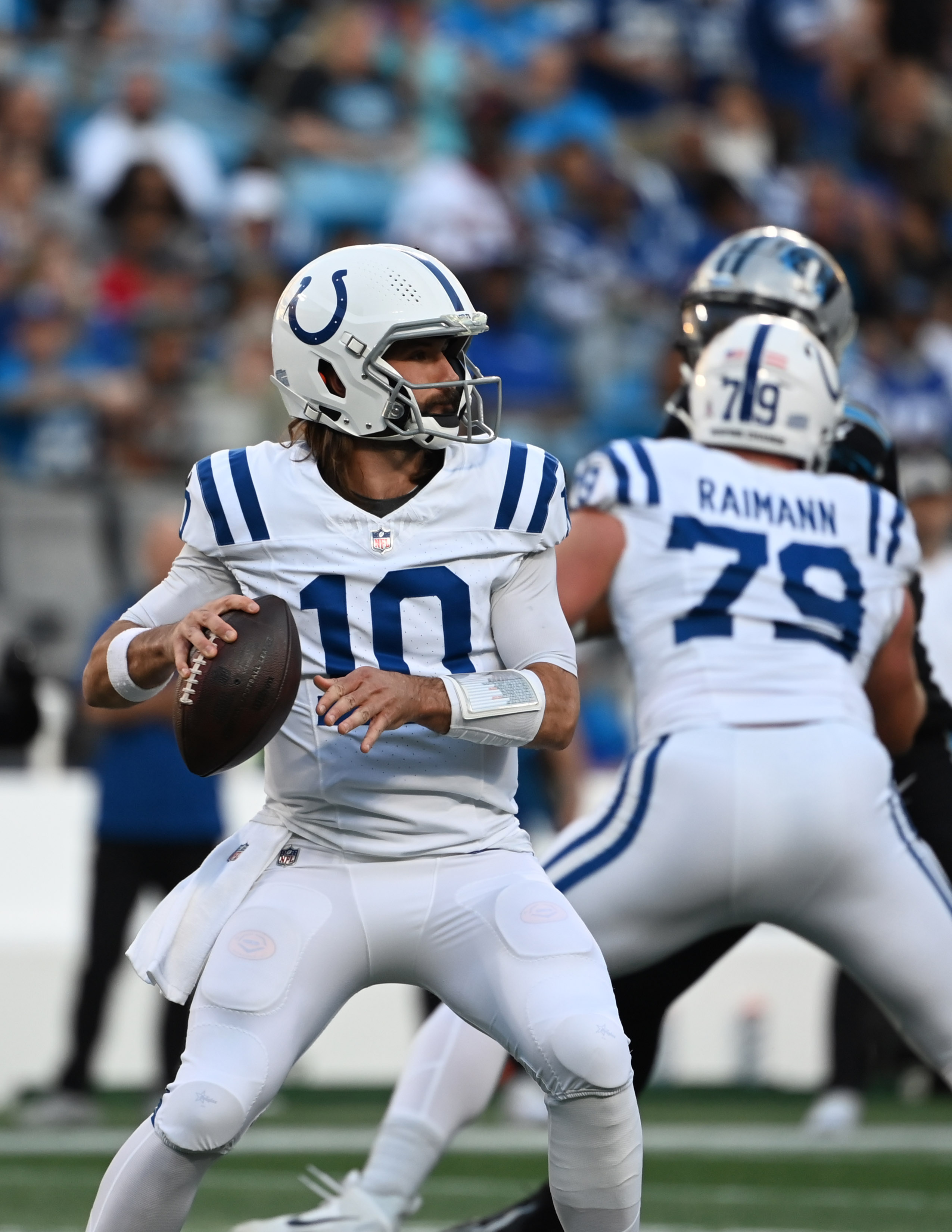 Bears ride defense to tight victory over Panthers | Reuters