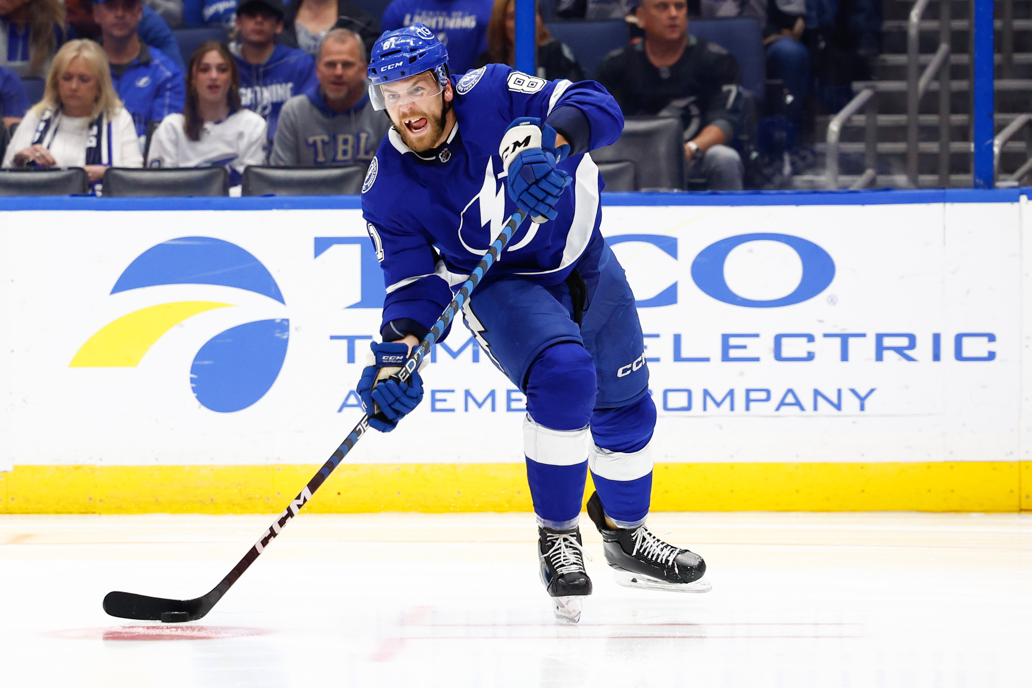 Adam Lowry leads Jets past Lightning in overtime | Reuters