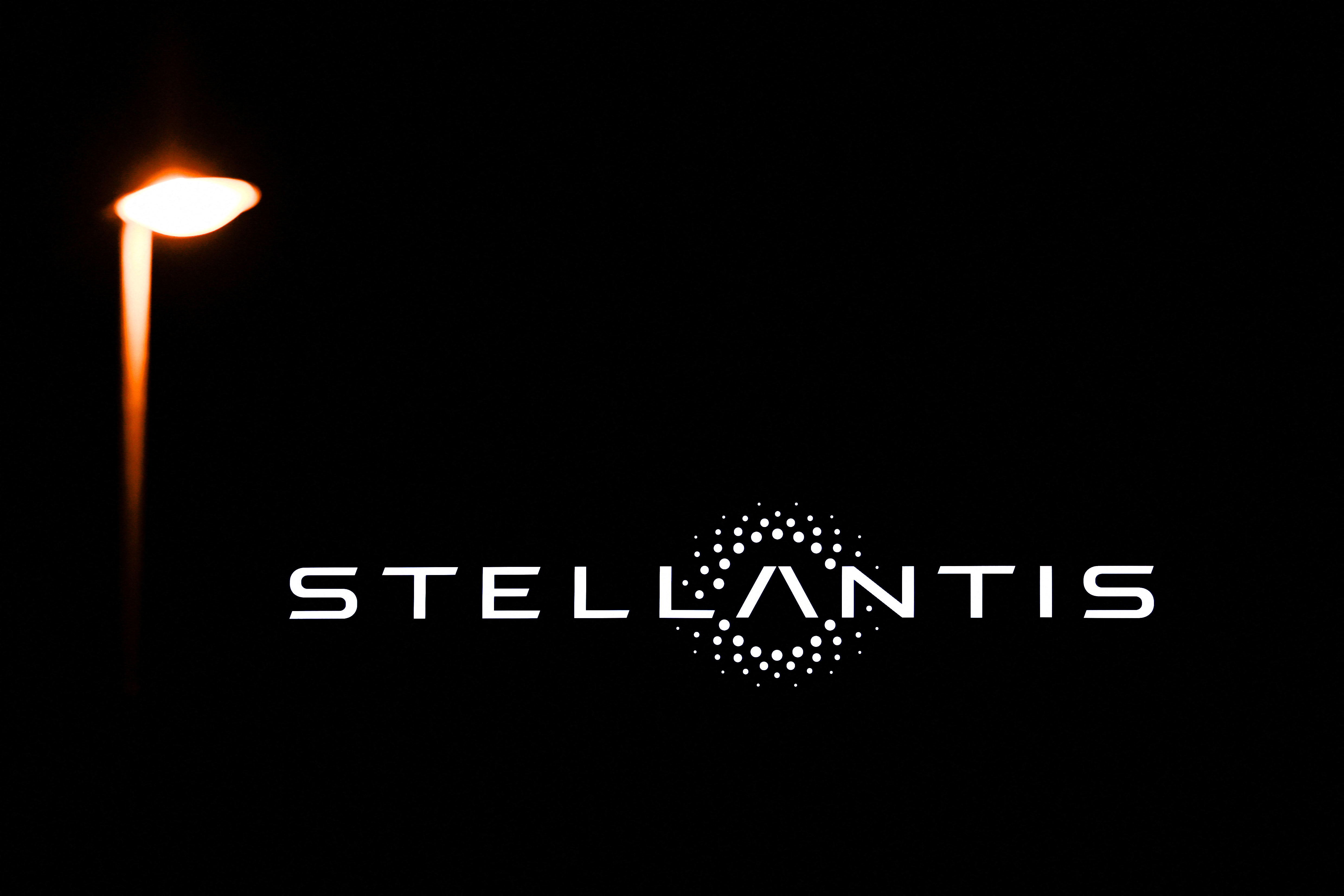 Stellantis plans to cut one in five French outlets in dealership revamp ...