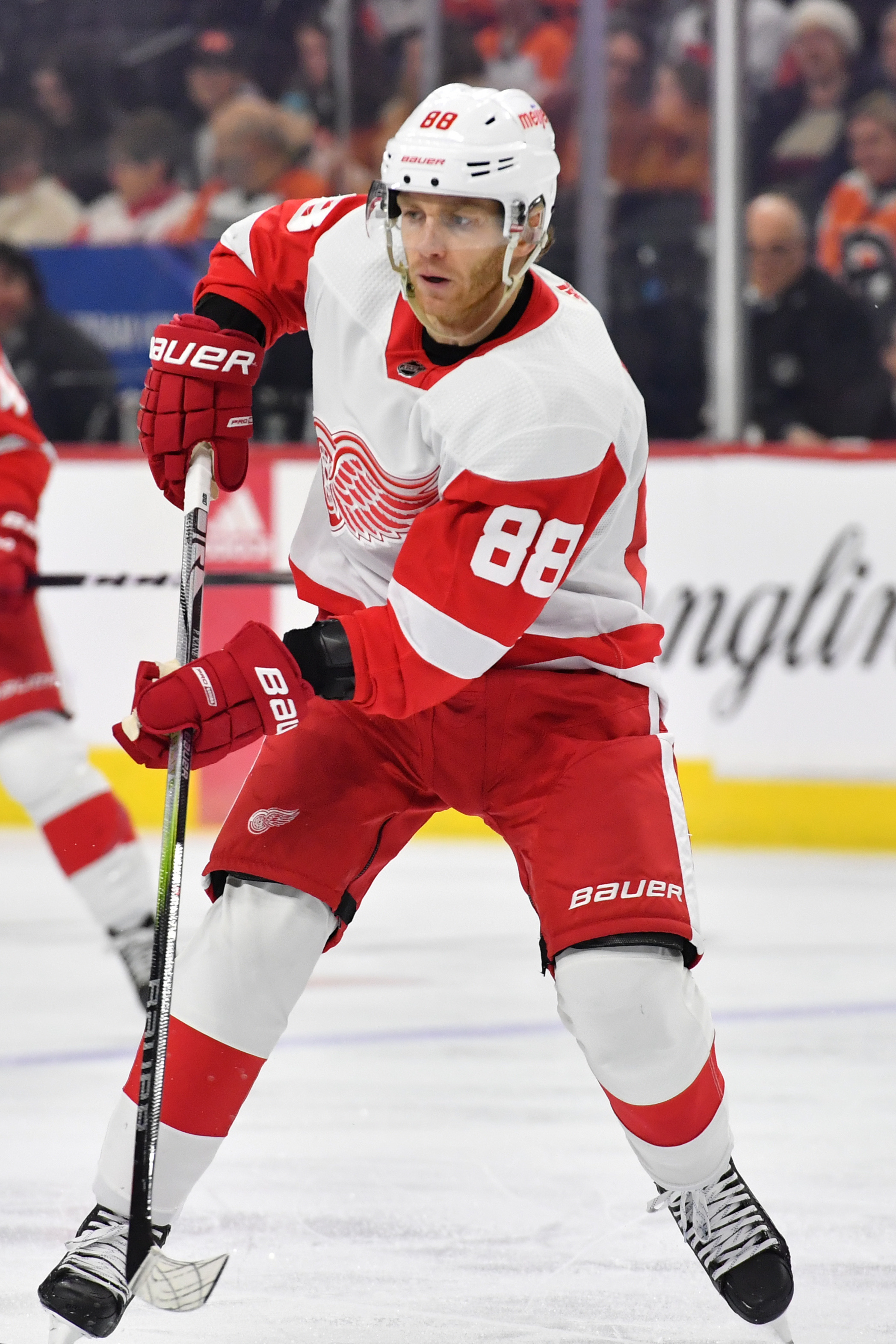 Evgeni Malkin fuels Penguins past Flyers | Reuters