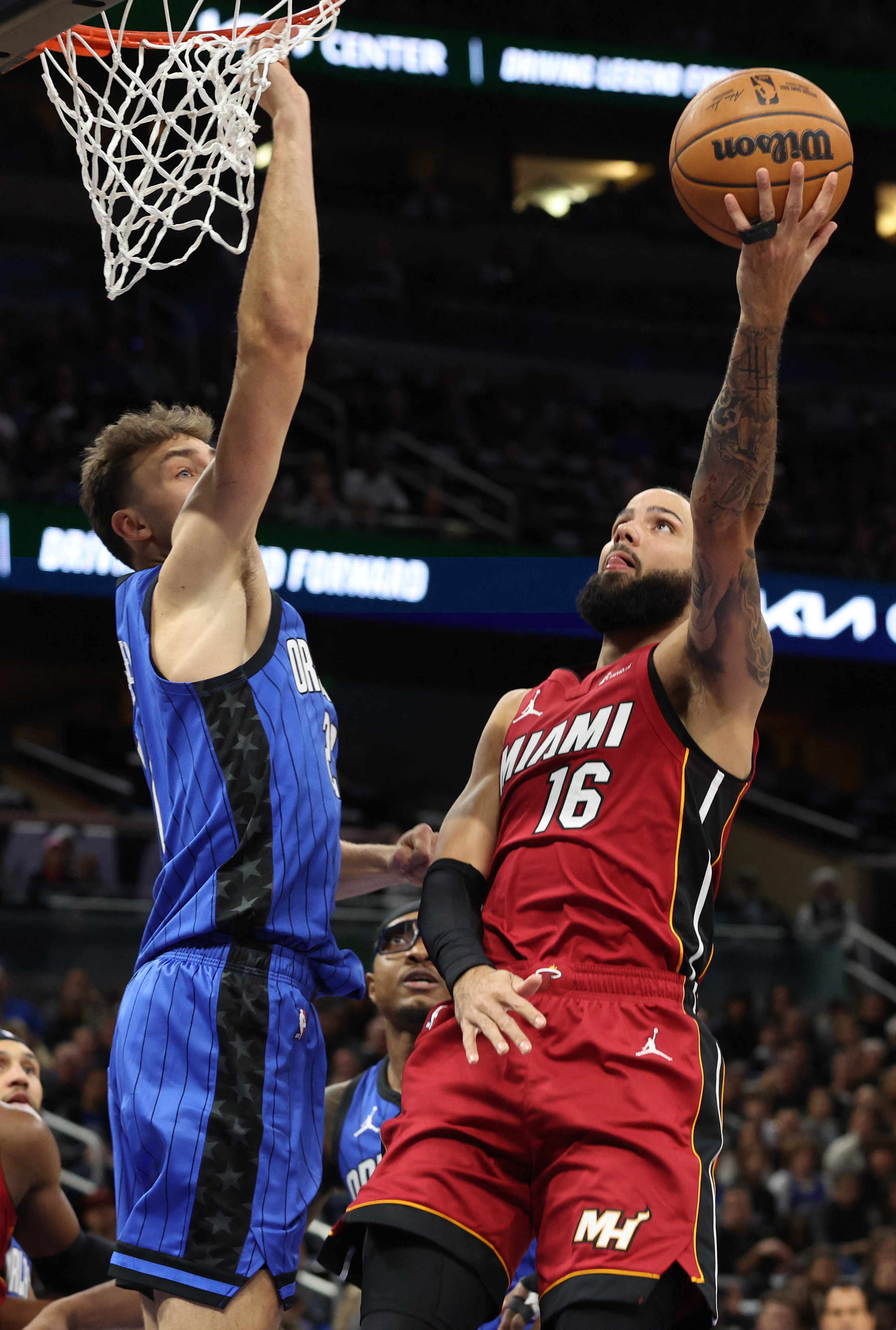 Heat put together balanced effort in topping Magic | Reuters