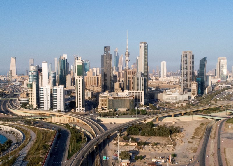 Kuwait's 2020-21 budget deficit increases 175% to record 10.8 bln ...
