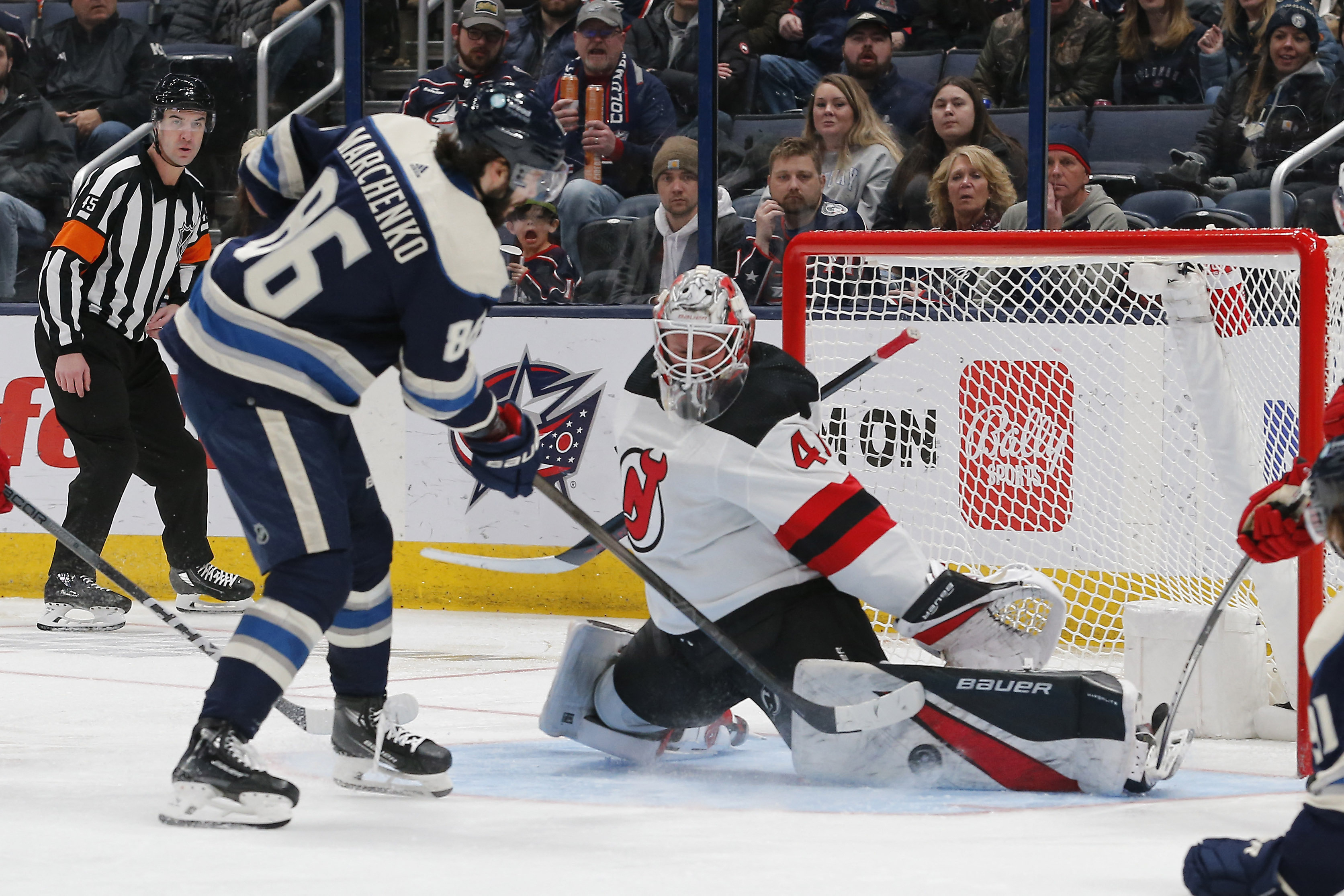 4-goal second period sends Devils past Blue Jackets | Reuters
