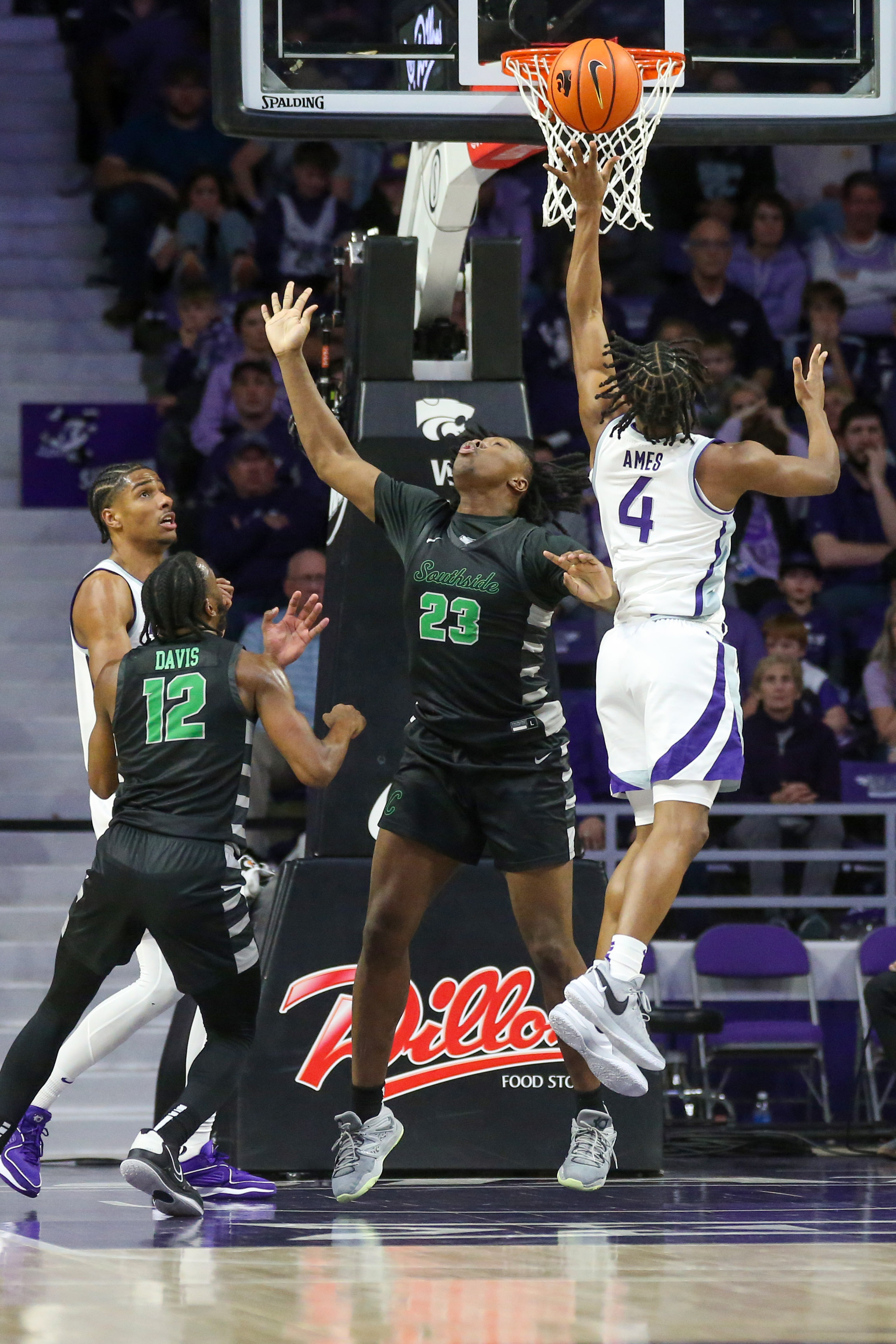 Cam Carter, Kansas State hold off Chicago State | Reuters